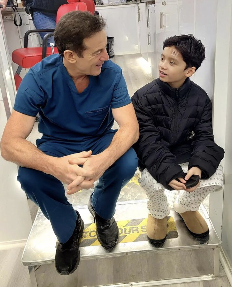 Jason Isaacs Children