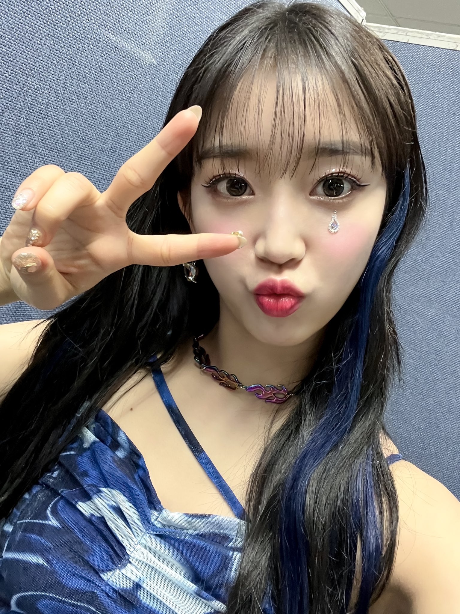 더쿠 - 어제자 스테이씨 멤버별 셀카 .jpg