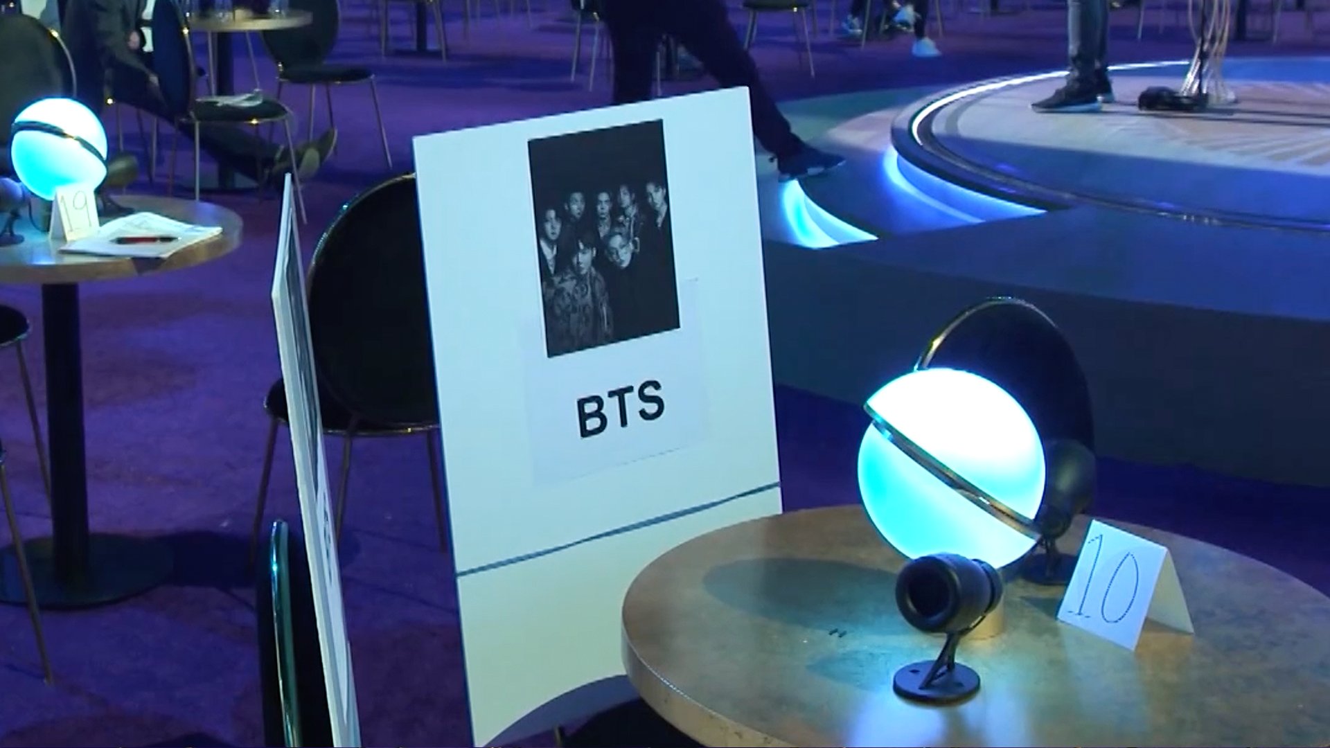 BTS Charts Daily⁷ 2022.06.10 on Twitter: ".@BTS_twt seats at the #GRAMMYs https://t.co ...