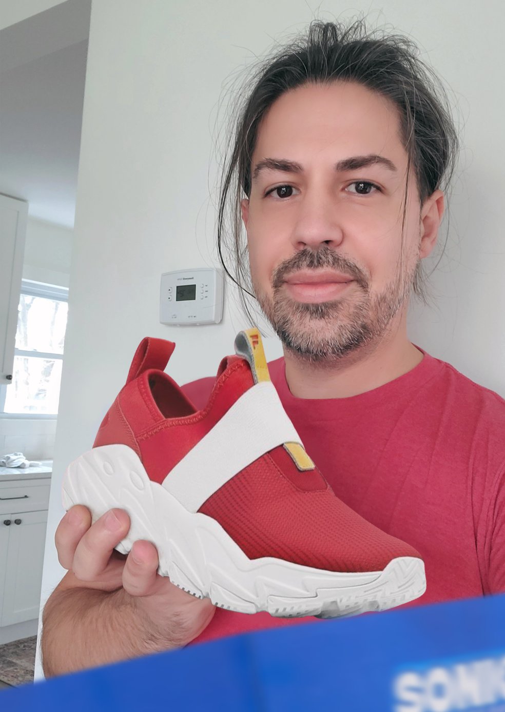 Tee Lopes on Twitter: "Look what came in the mail today! 🦔👟 https://t.co/eZV1DuvWMZ" / Twitter