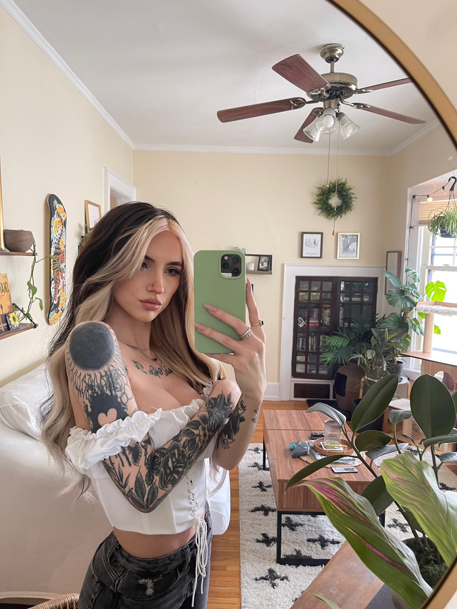 shelbs on Twitter: "new(ish) dye job by me, if you can’t already tell 🙂 https://t.co/aRIAv29OlJ ...