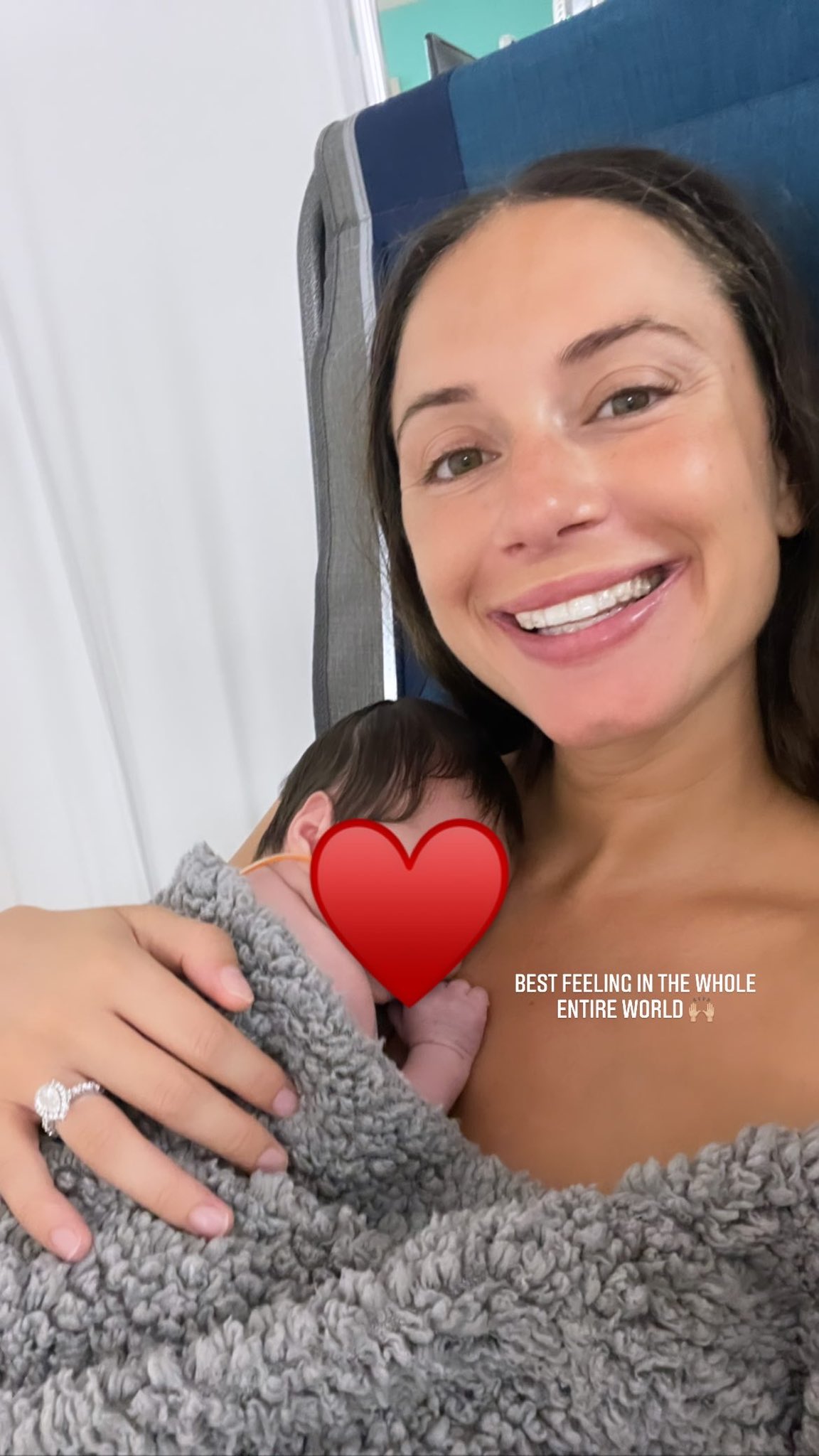 Yesjulz on Twitter: "1AM VIBES https://t.co/HJXjrjm64r" / Twitter