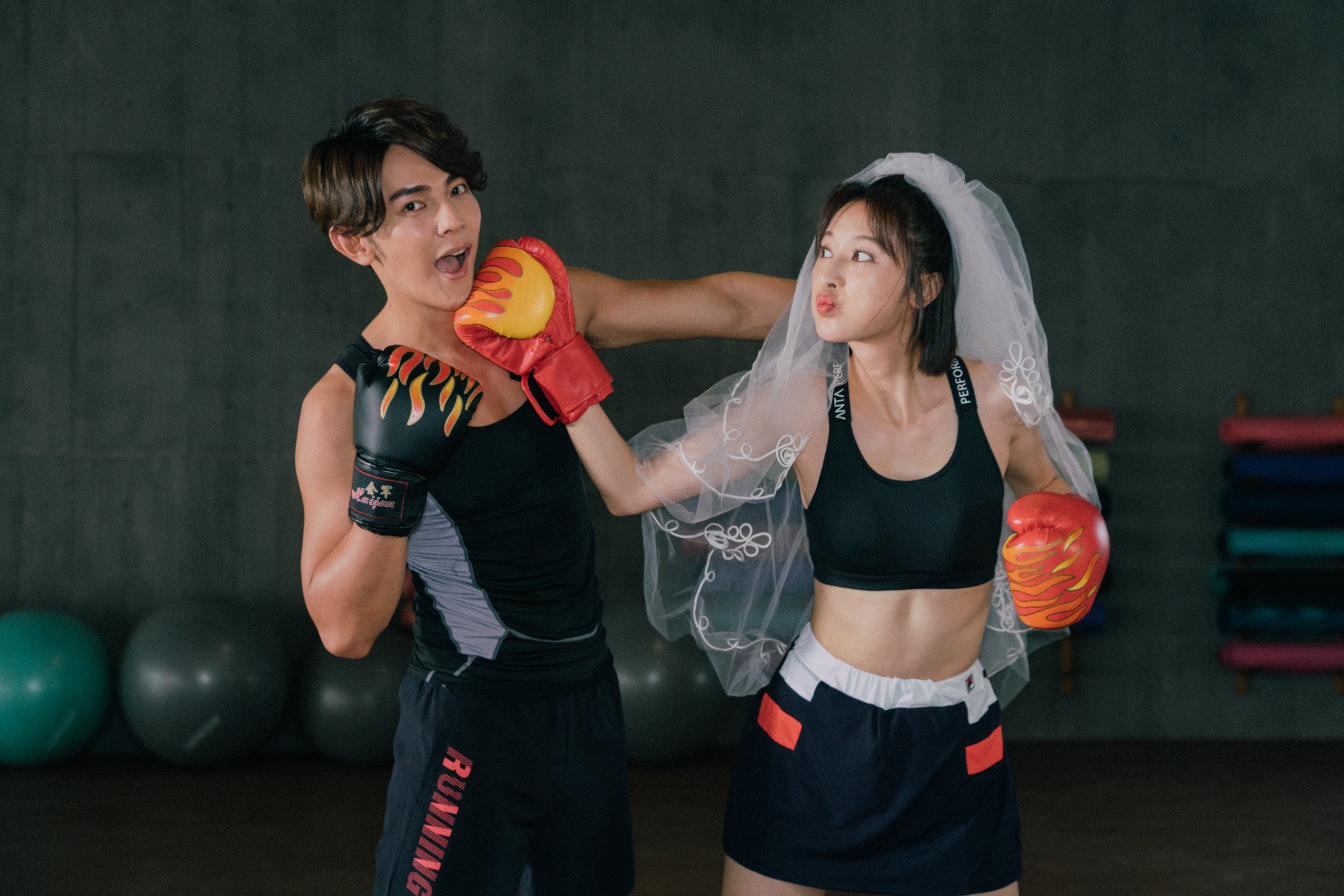 星图大海 on Twitter: "棚拍写真区，154汪东城张俪背心棚拍写真 32p，自购来链接：https://t.co/jL7O7VNPEp https://t.co/YegMMChgzV ...