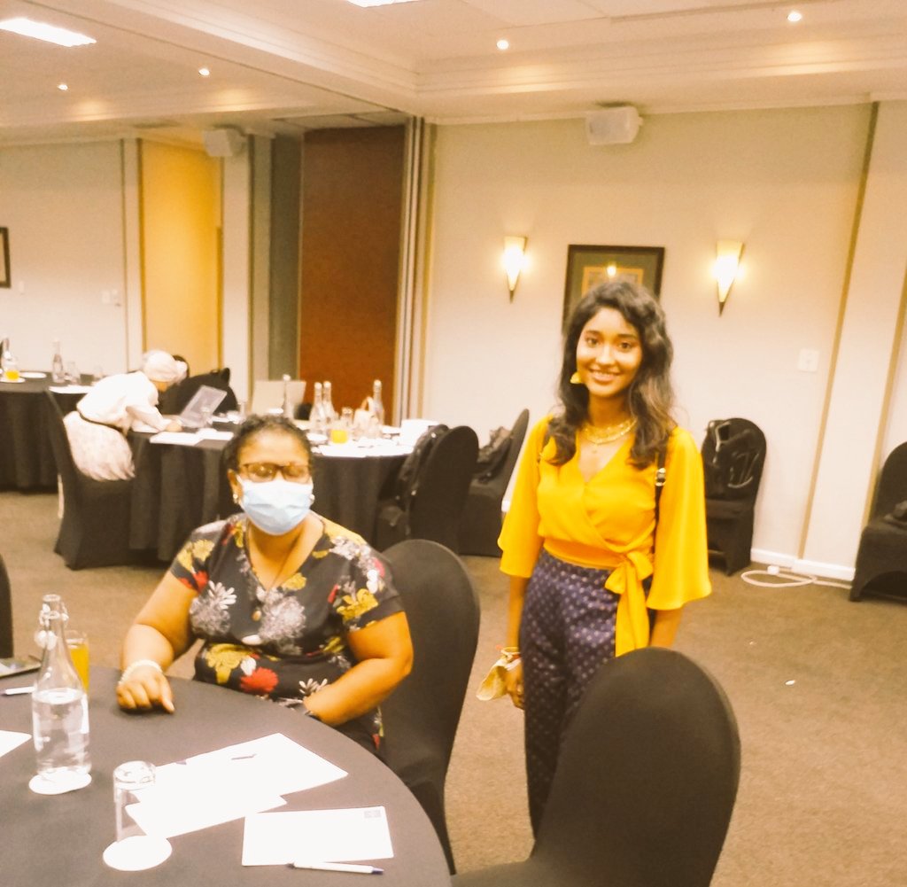 DUT'S DEPARTMENT OF MANAGEMENT ACCOUNTING HOSTS THIRD ANNUAL AWARDS The ...