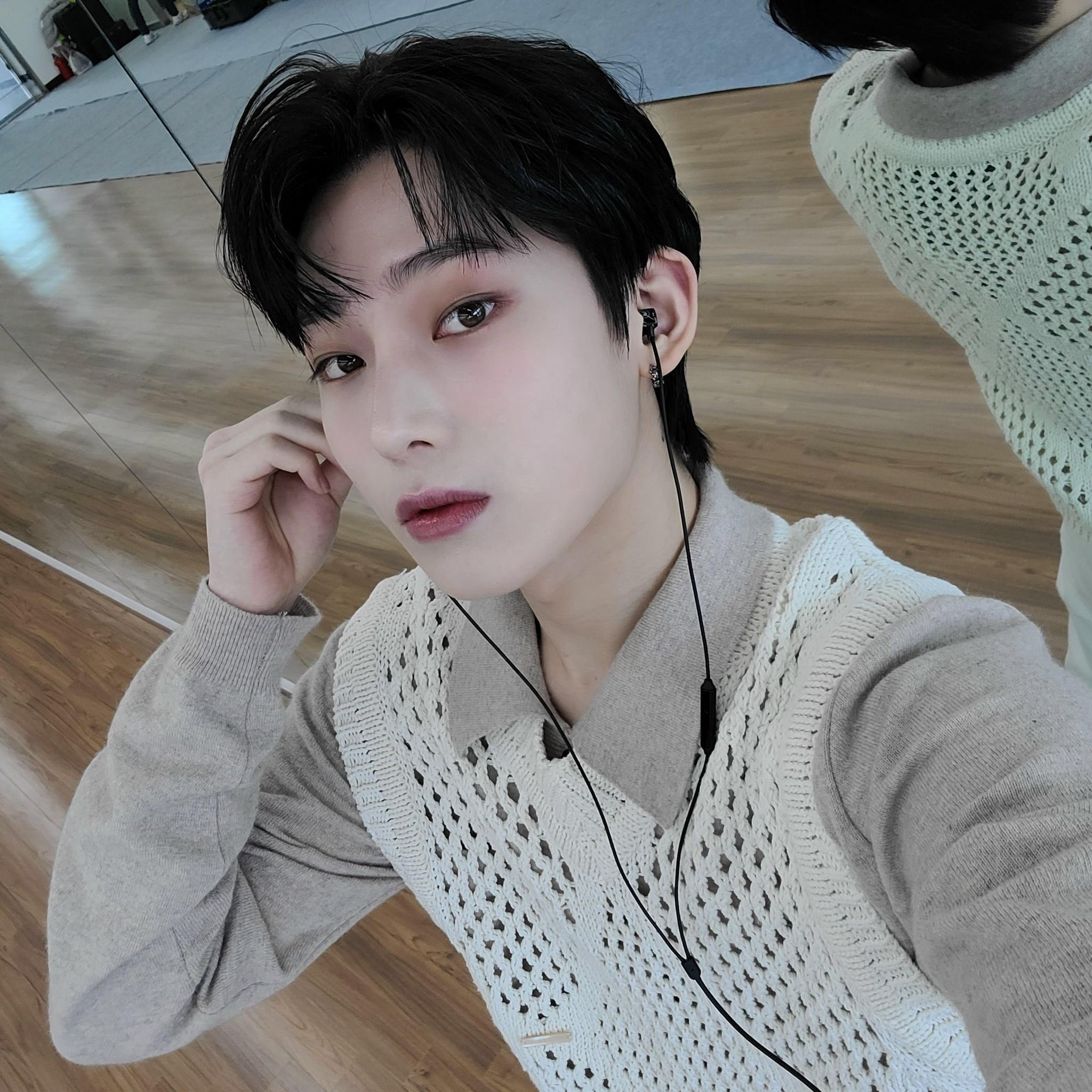 ENHYPEN WEVERSE on Twitter: "[ #선우’s Post ] 220402 #SUNOO: Analog vibe 😎 Goodnight ENGENE ...