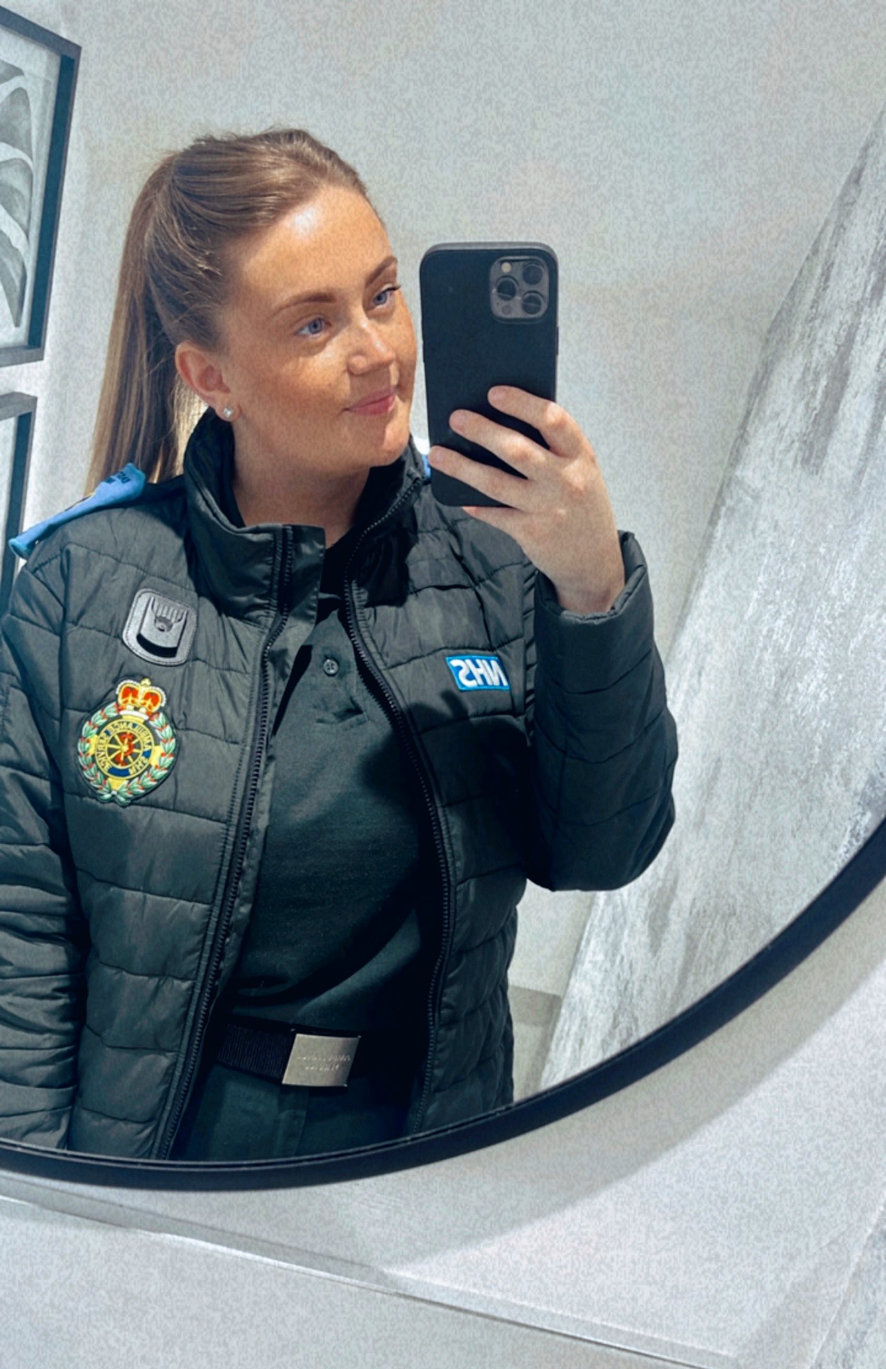 Libby🤍 on Twitter: "Saturday Night shift 🚑 #studenttech #studenttechnician https://t.co ...