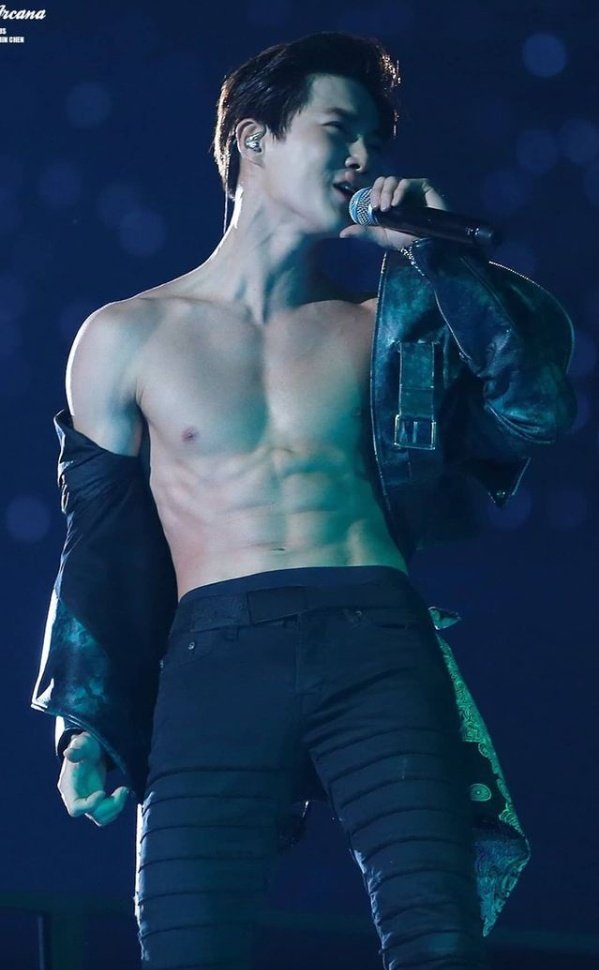 Exo Suho Body