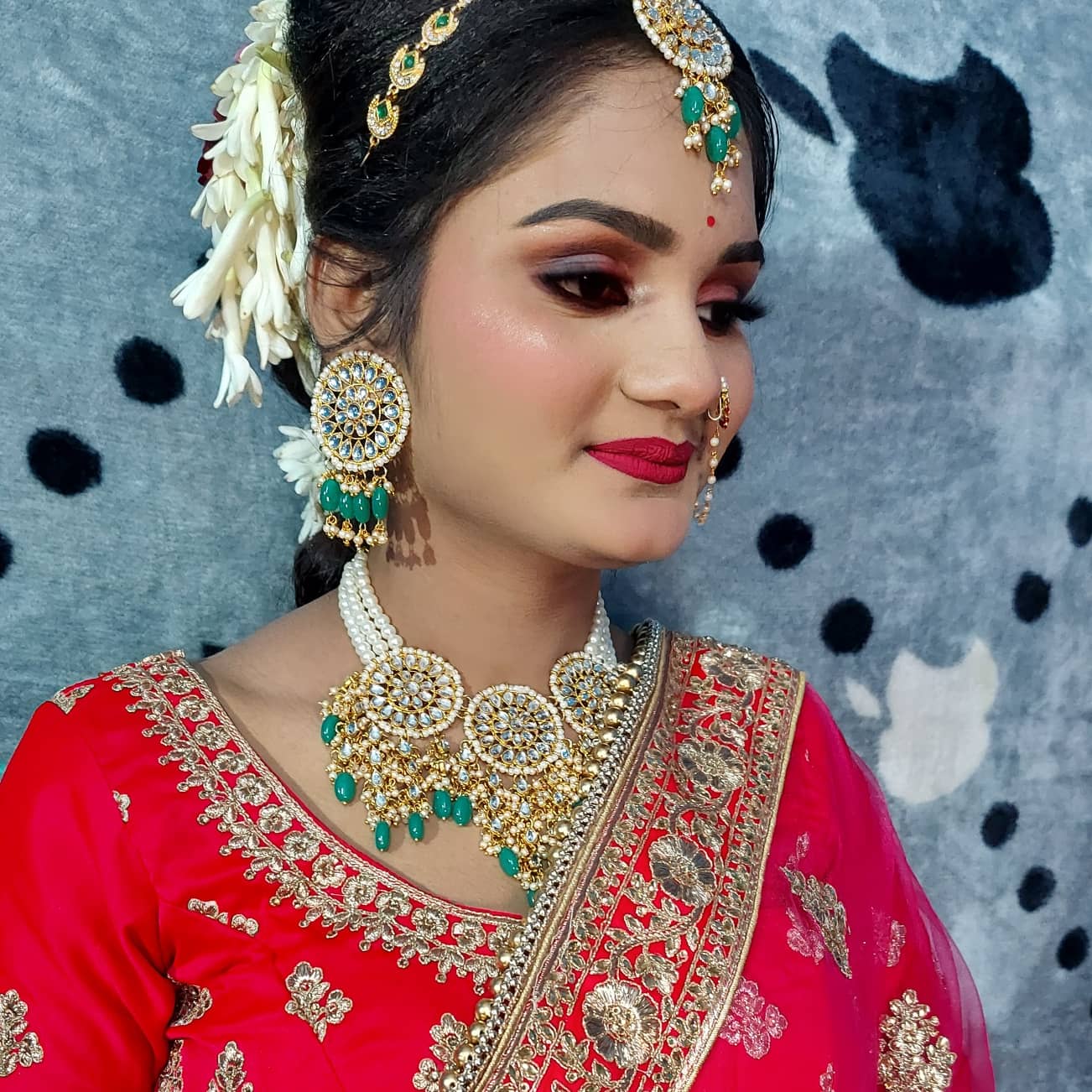 Neha Khatri Pro Makeup Artist (@KhatriMakeup) / Twitter