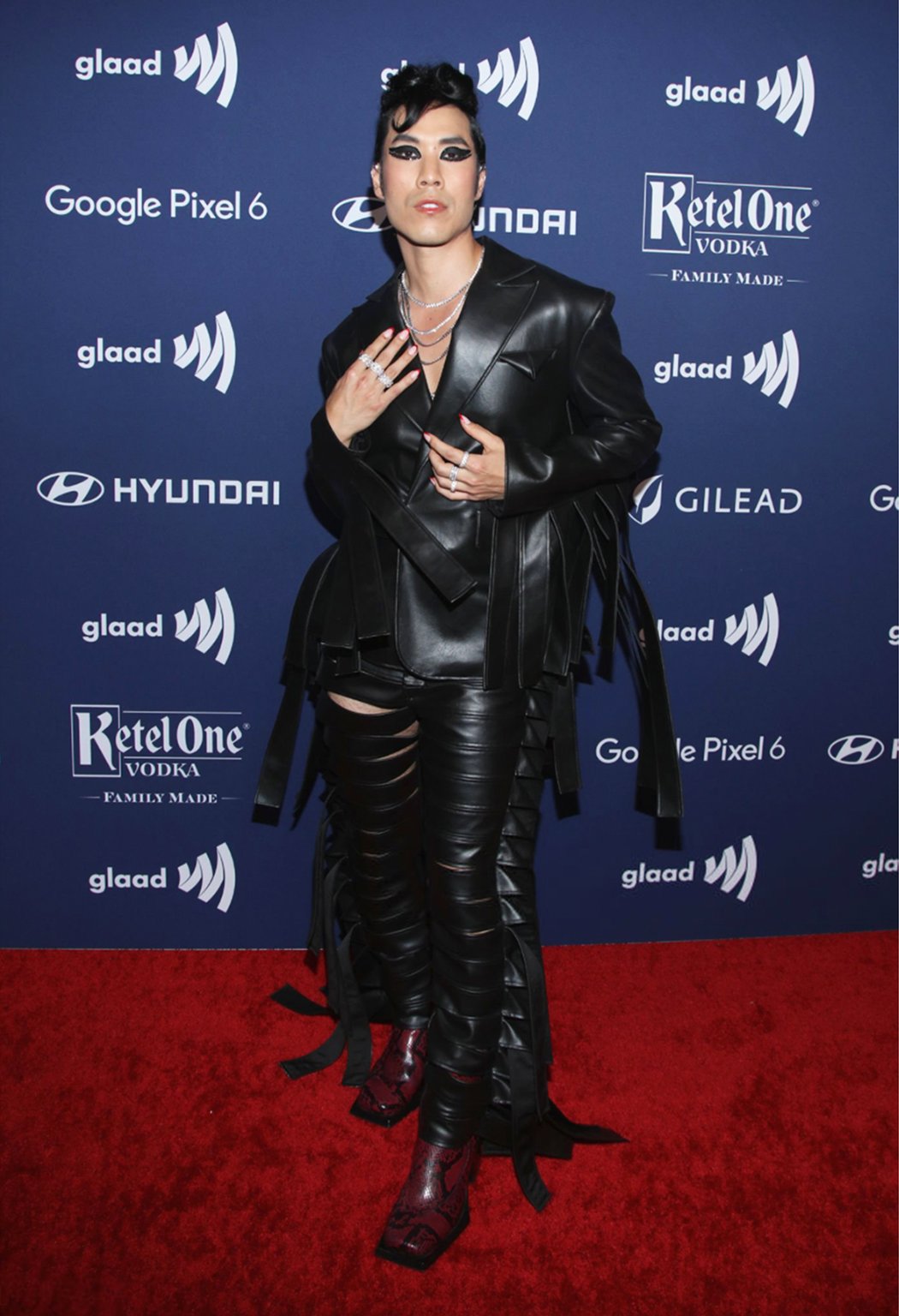 GLAAD (@glaad) / Twitter