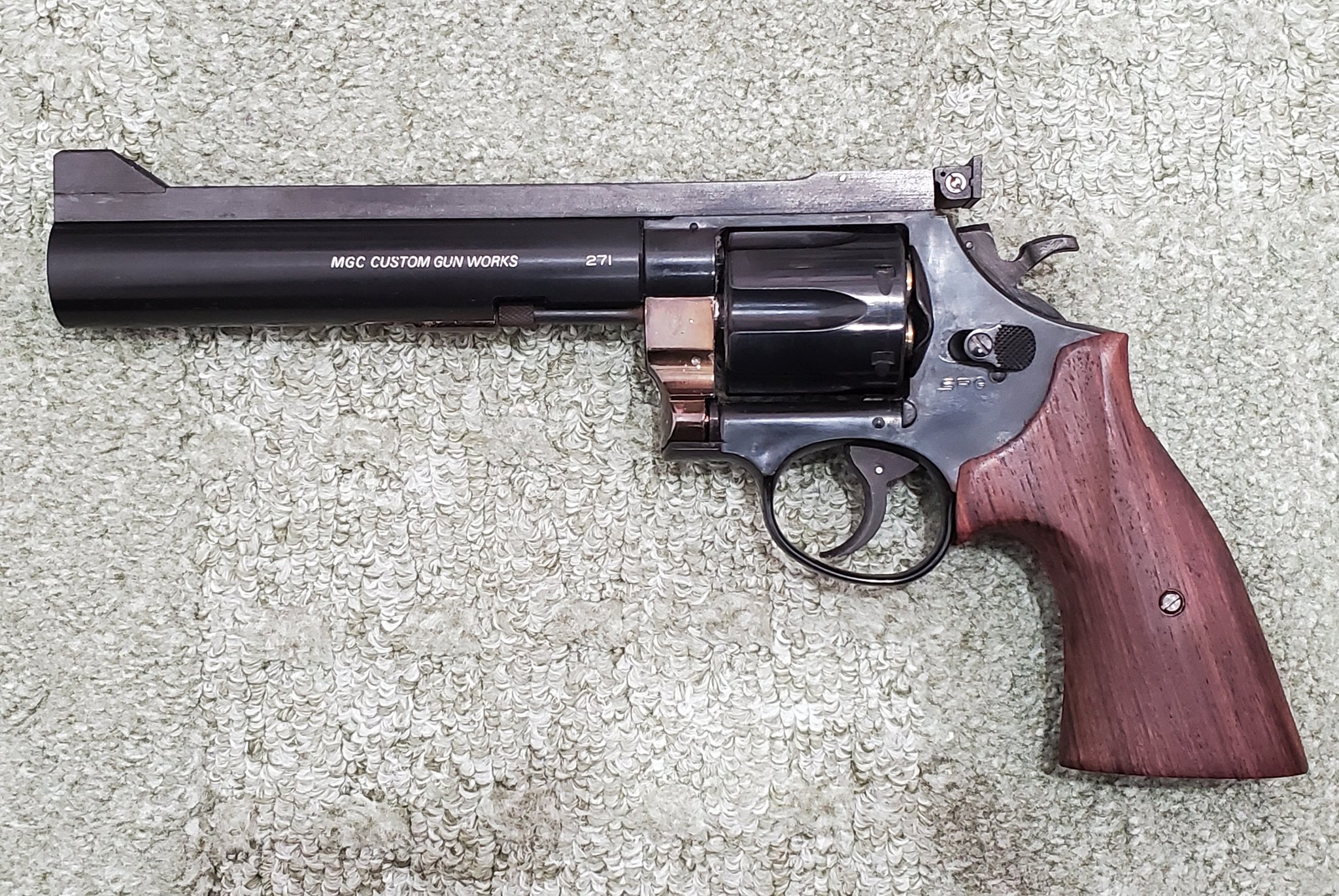 孤独のディアマンテ on Twitter: "今日は #44の日 ・S&W M29 PPCカスタム 6.5インチ(MGC) ・S&W M29 6.5インチ (MGC) ・S&W M629 6 ...