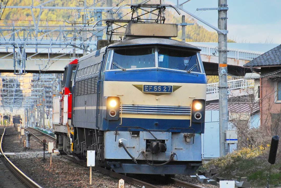 N-TRAL 高専生YouTuber on Twitter: "8864レにEF66-27が入ったってことは明日の8865レもニーナでしょうね！ https://t.co/N00y5J9JXa ...