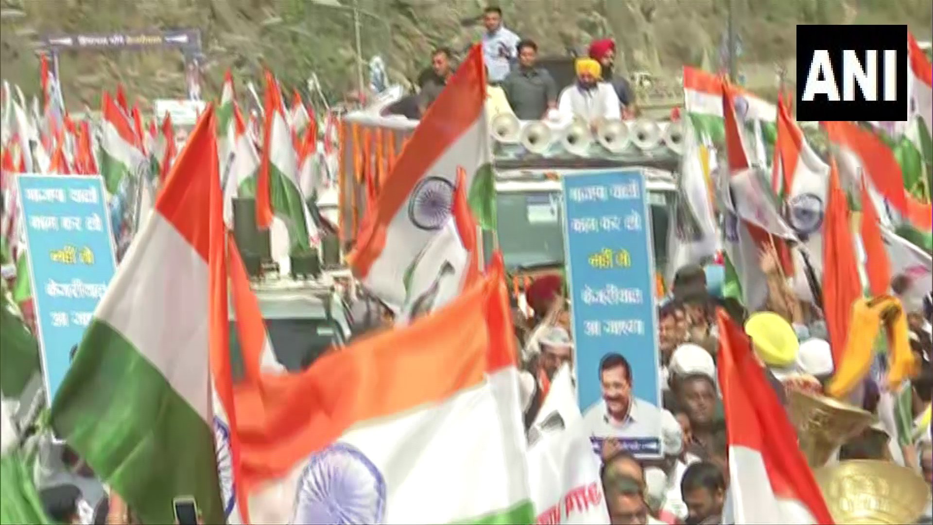 ANI on Twitter: "Himachal Pradesh | AAP national convenor & Delhi CM Arvind Kejriwal along with ...