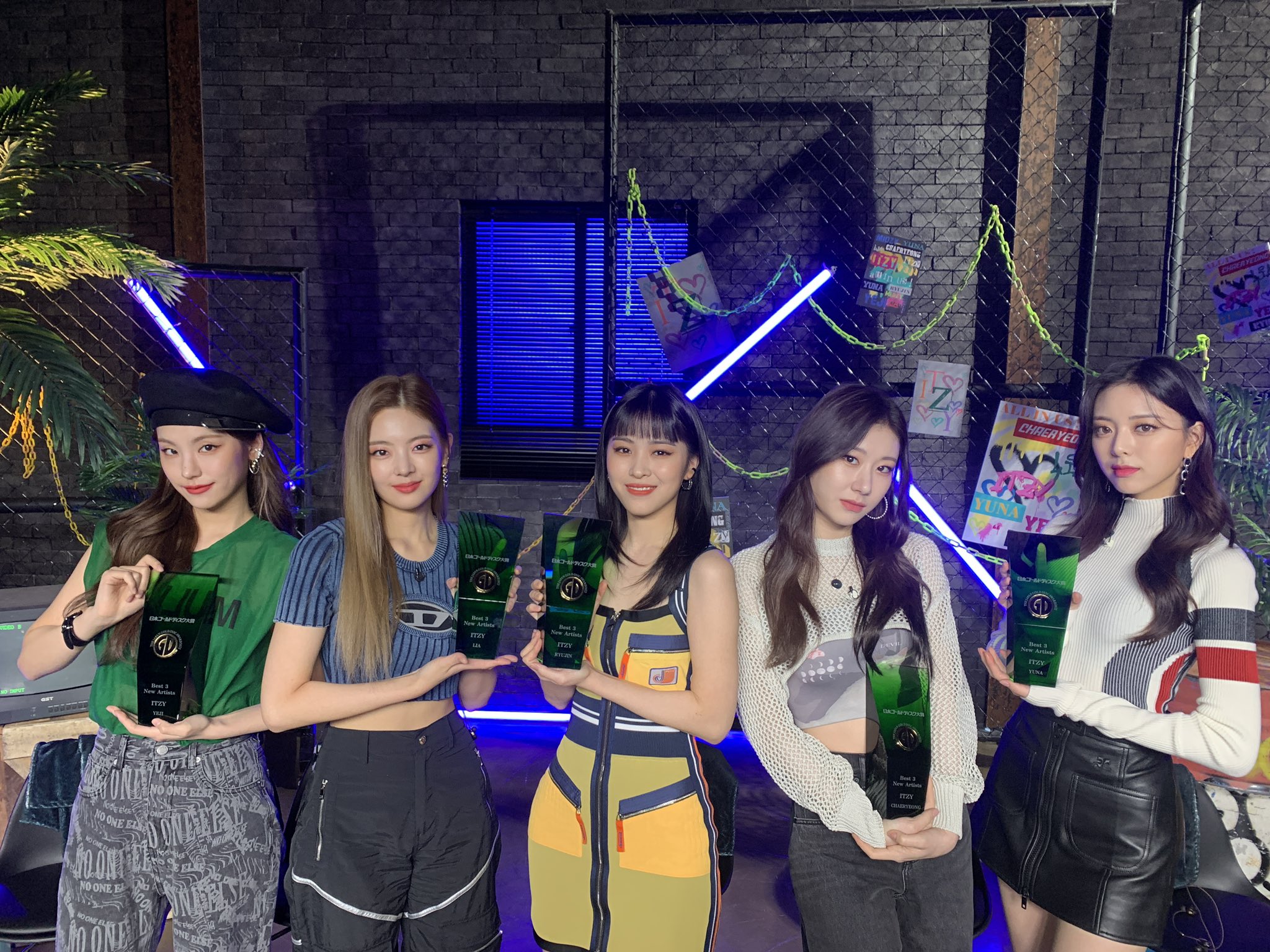 ITZY JAPAN OFFICIAL (@JYPEITZY_JP) / Twitter