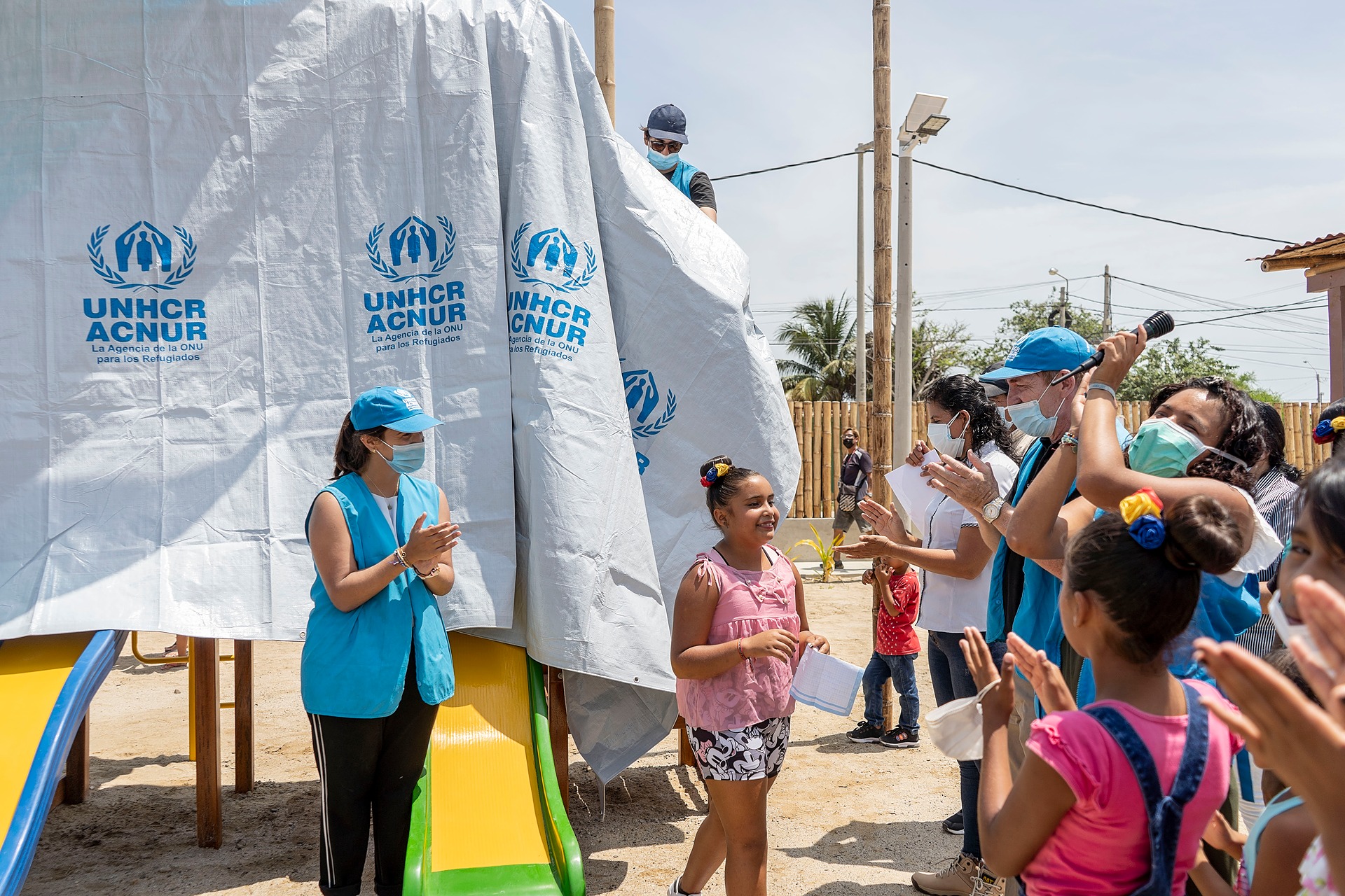 Acnur/Unhcr Américas on Twitter: "Hoy niños y niñas venezolanos y peruanos tienen un nuevo ...