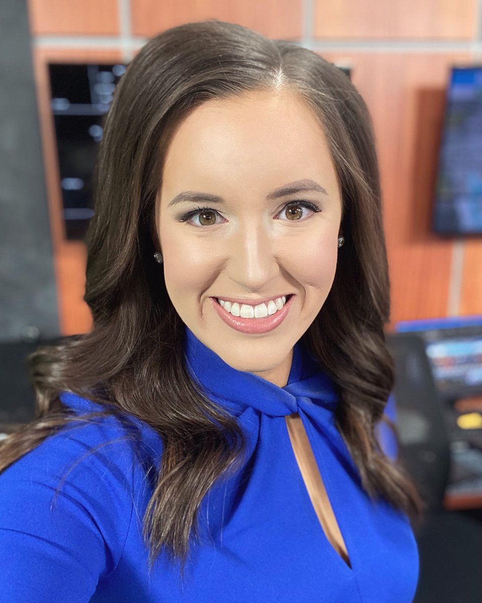 Lisa Budeau's Instagram, Twitter & Facebook on IDCrawl