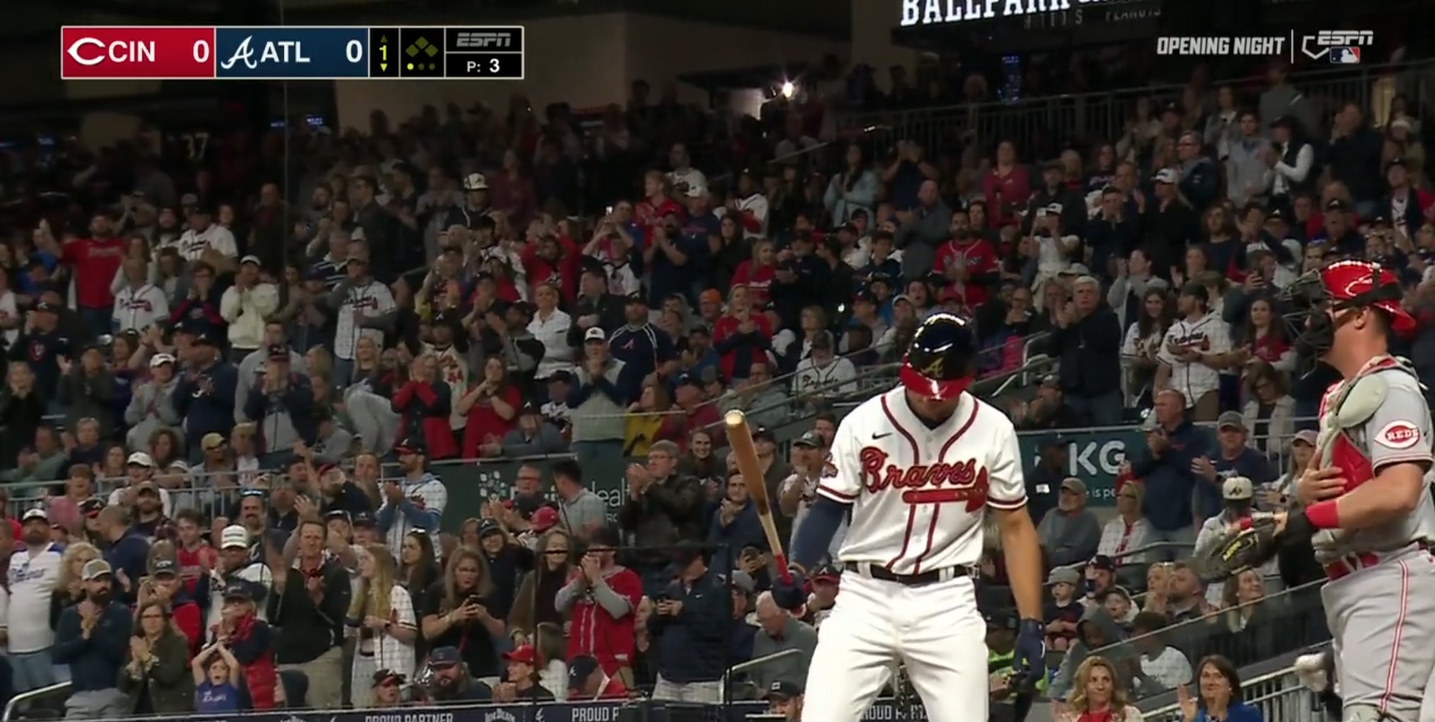 1st Baseman Standing