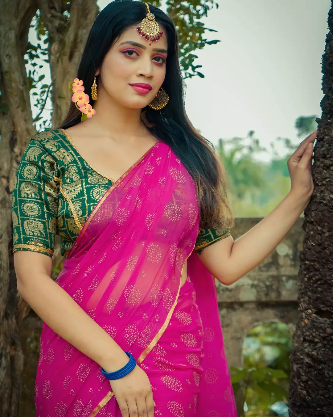Beauty Of Women In Saree