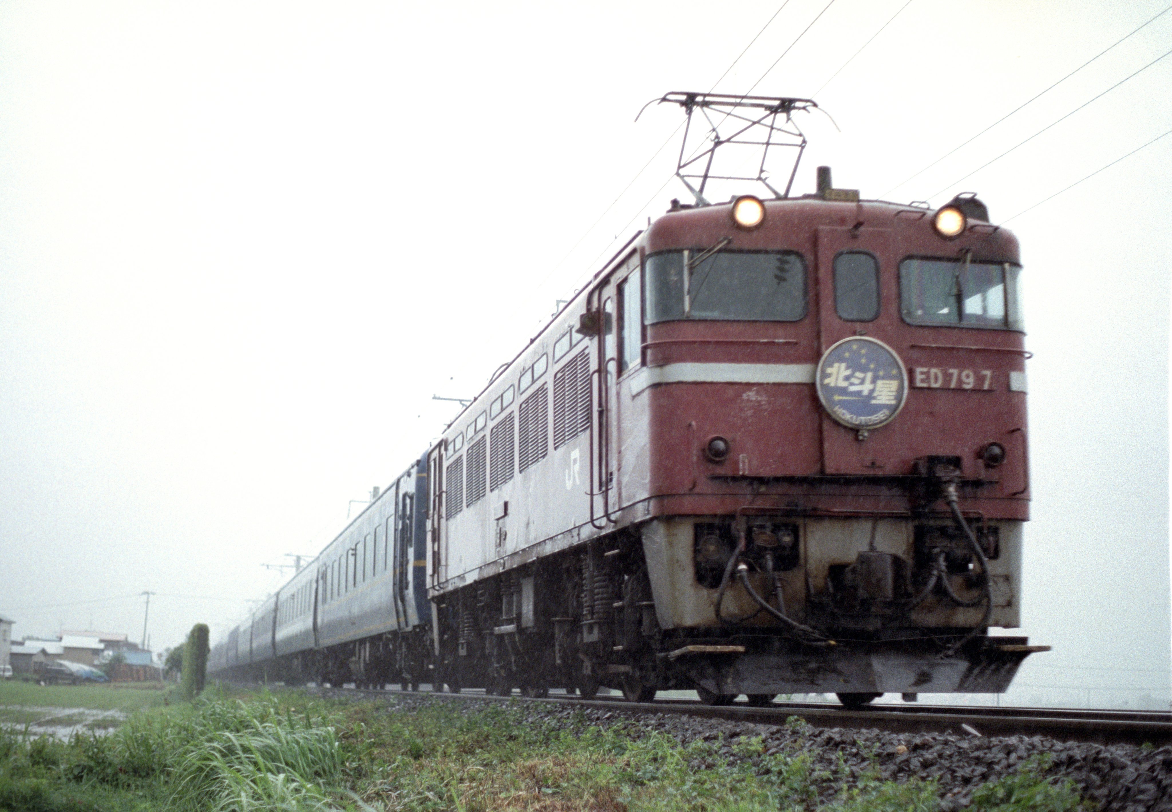 amanogawa_exp on Twitter: "ED79-20「北斗星」 蟹田～中小国 2009年8月15日 油川～津軽宮田 2009年7月20日 ED79-12「北斗星」 津軽今別 ...