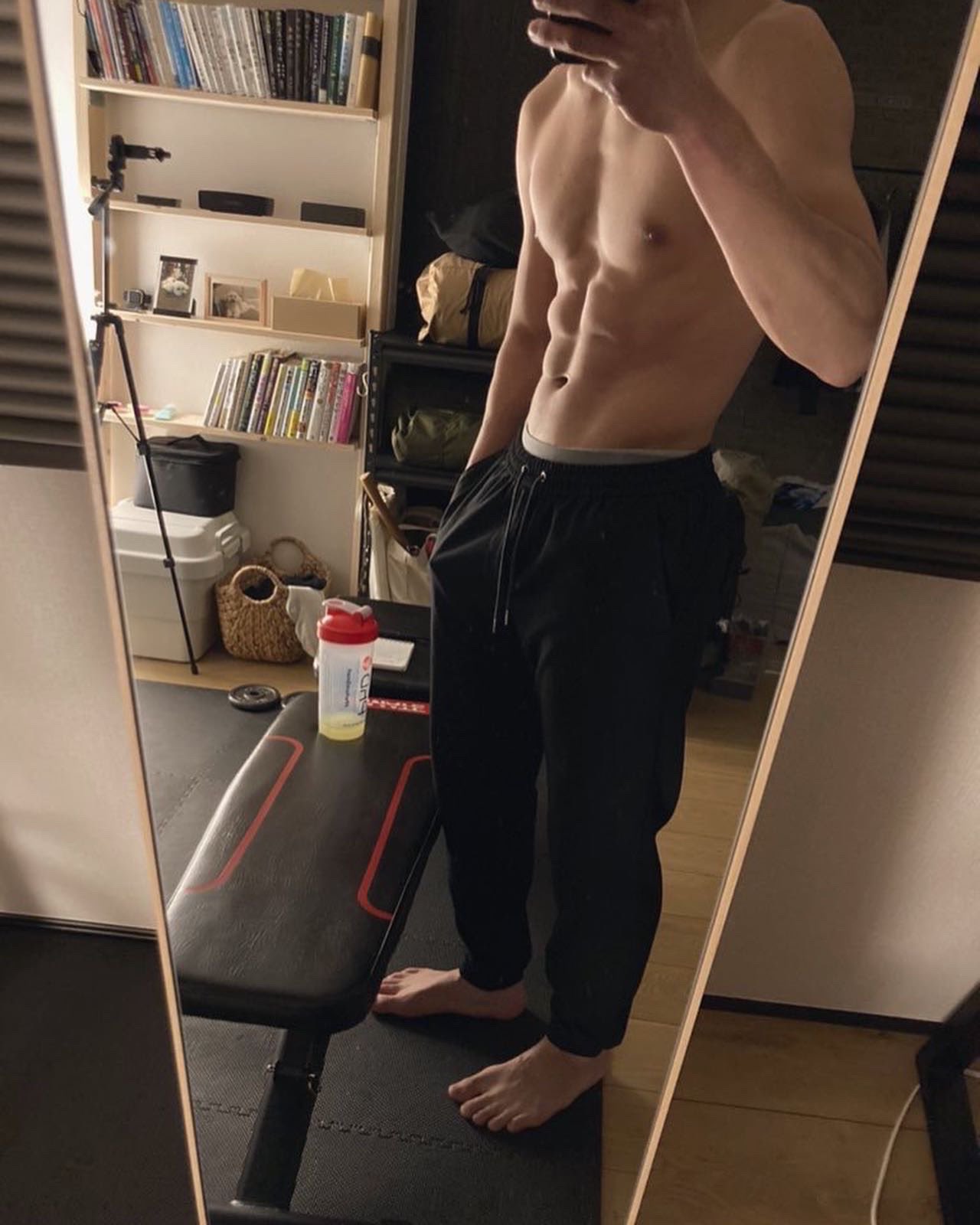 ゆーと@筋トレ on Twitter: "#Twitter筋活3rd 【性別】男 【年齢】23歳 【身長】172cm 【体重】65kg 【筋トレ歴】1年6ヶ月 【好きな筋トレ】懸垂 【嫌いな ...