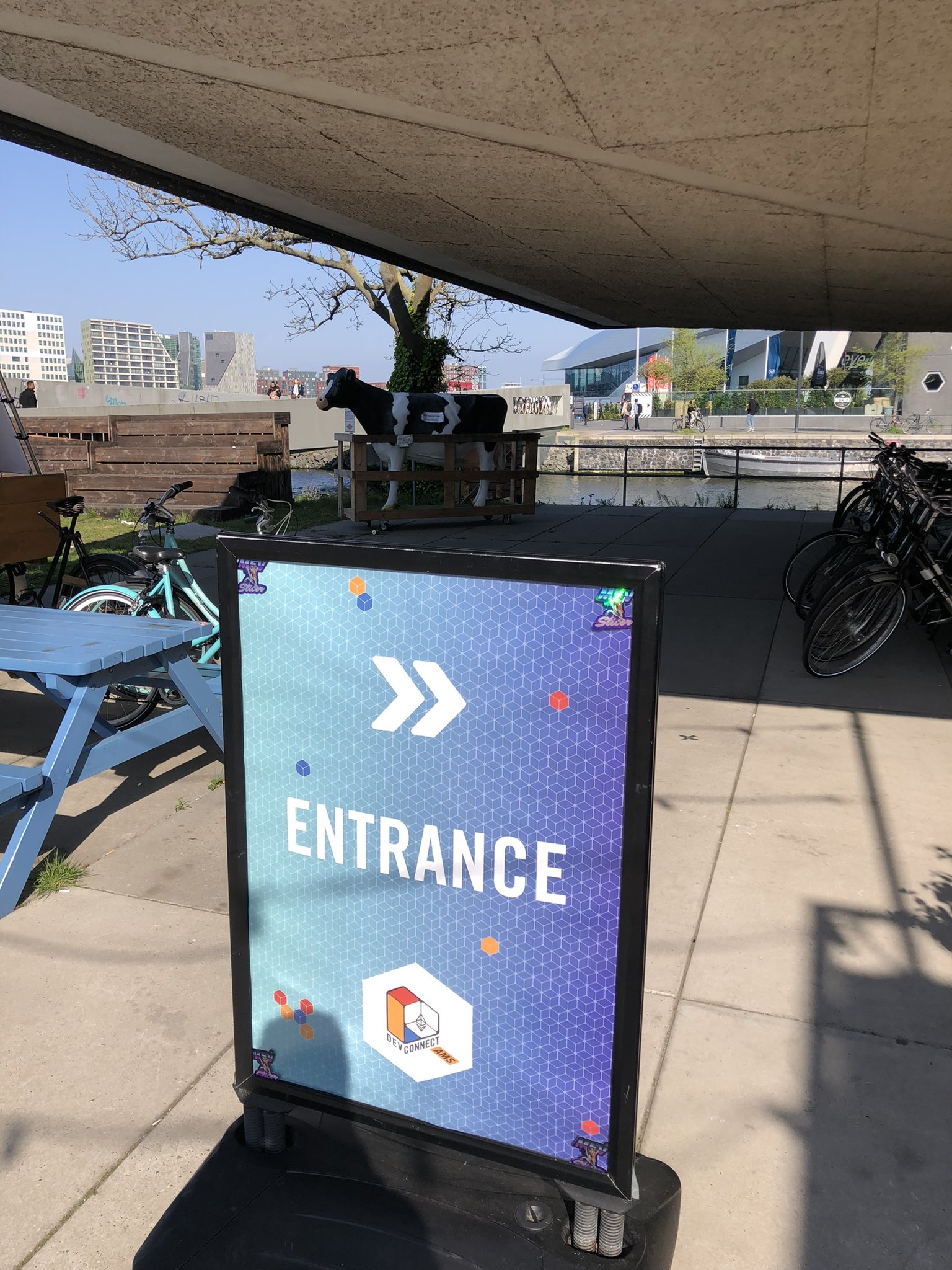 CowSwap - MevProtectedTrades on Twitter: "Are you at #mevday @EFDevconnect? CoW Team is present ...