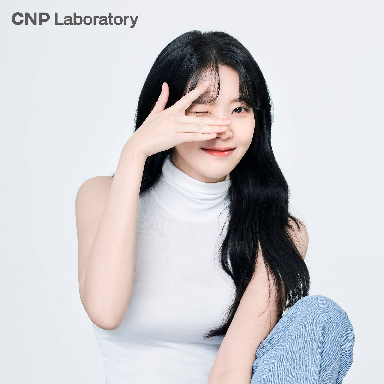 𝐈𝐔 𝐓𝐡𝐚𝐢𝐥𝐚𝐧𝐝 𝐅𝐚𝐧𝐛𝐚𝐬𝐞 (slow) on Twitter: "IU x CNP laboratory💜💛 /รูปเซ็ทนี้ไอยูสวยมากกกกกกกกกกกกก ...