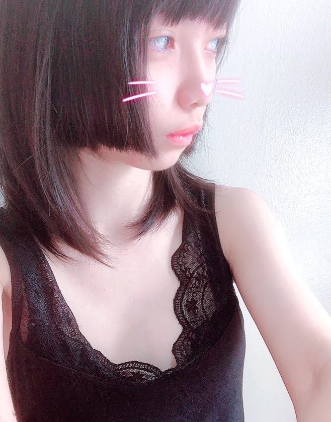 雪乃える on Twitter: "今日は昼間のお仕事でした😶 汗掻いたし髪もぼっさぼさだしすっぴんなので過去画置いときます(ˉ ˘ ˉ; ) https://t.co/EcHem2OBeQ ...