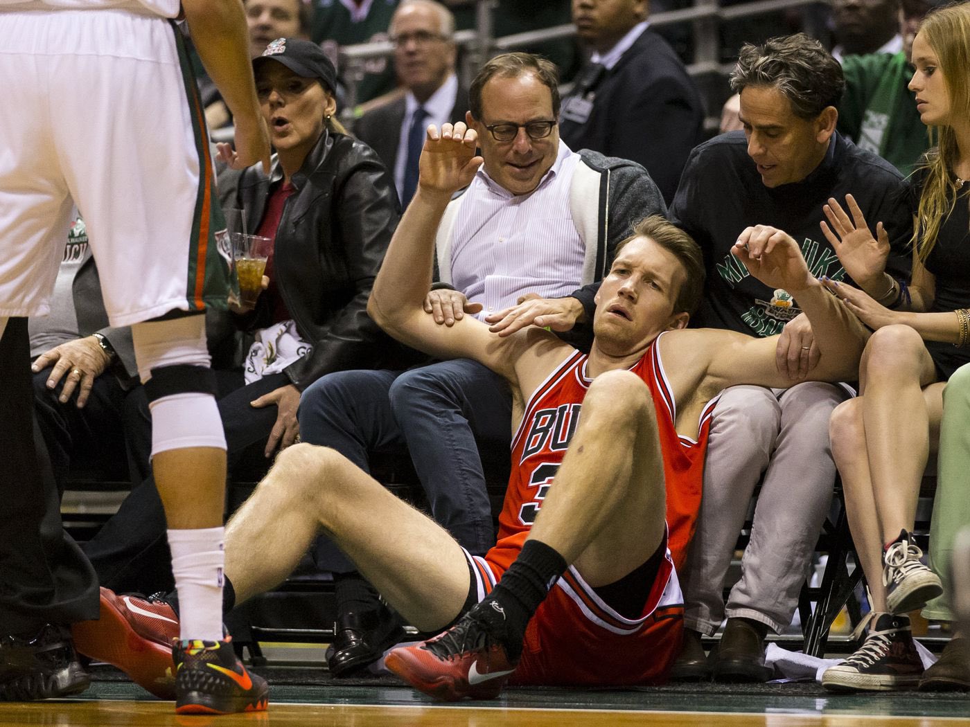 Dan Shafer on Twitter: "The last time there was a Milwaukee-Chicago playoff series. https://t.co ...