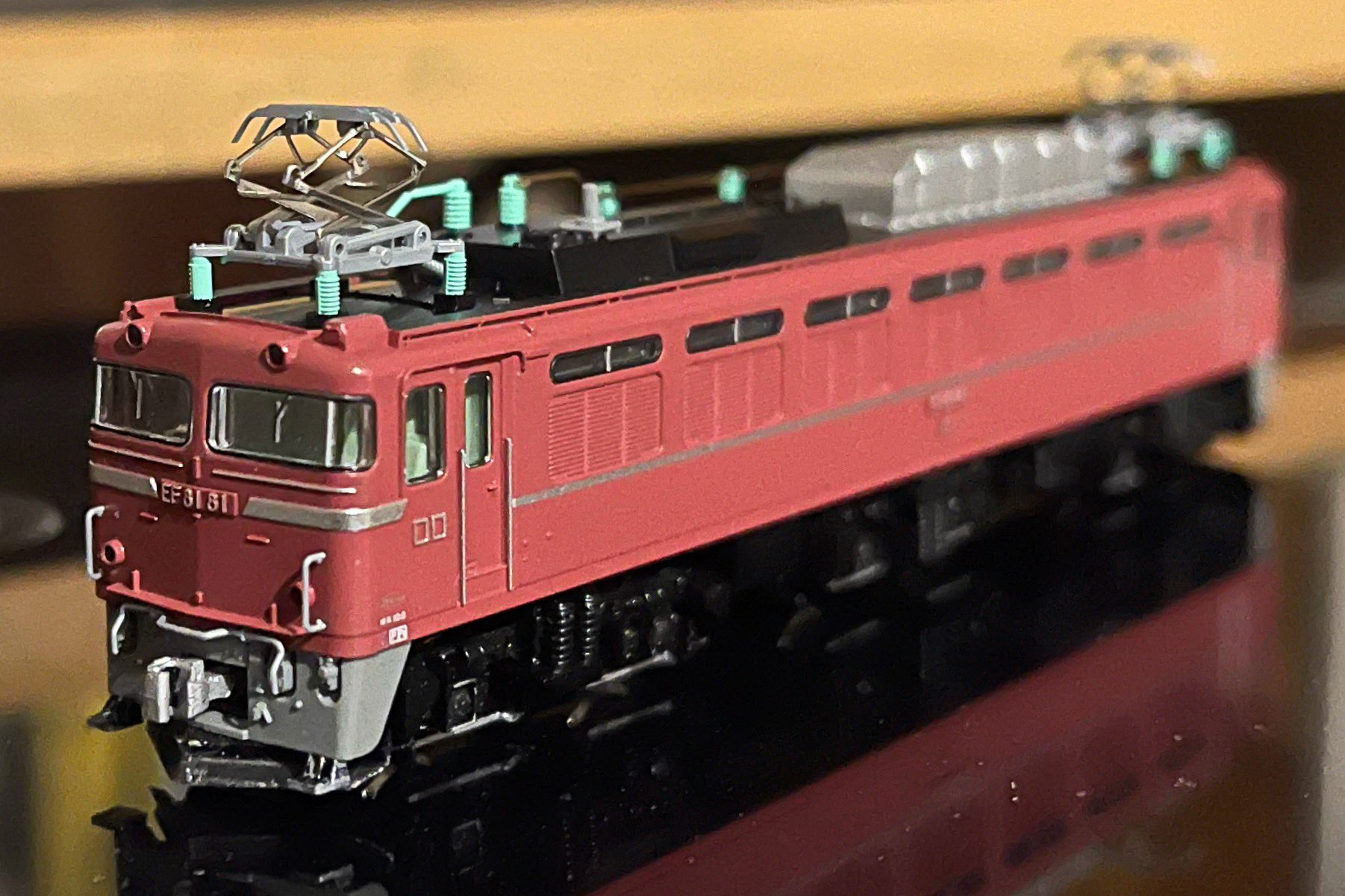 東海鉄道ライバー🐬🍊⛵️ on Twitter: "KATO EF81-81[田]をGMナックル化して銀塗装して台車も一部だけ銀塗装をしてクリア塗布して整備が完了した...所属は田端のまま ...