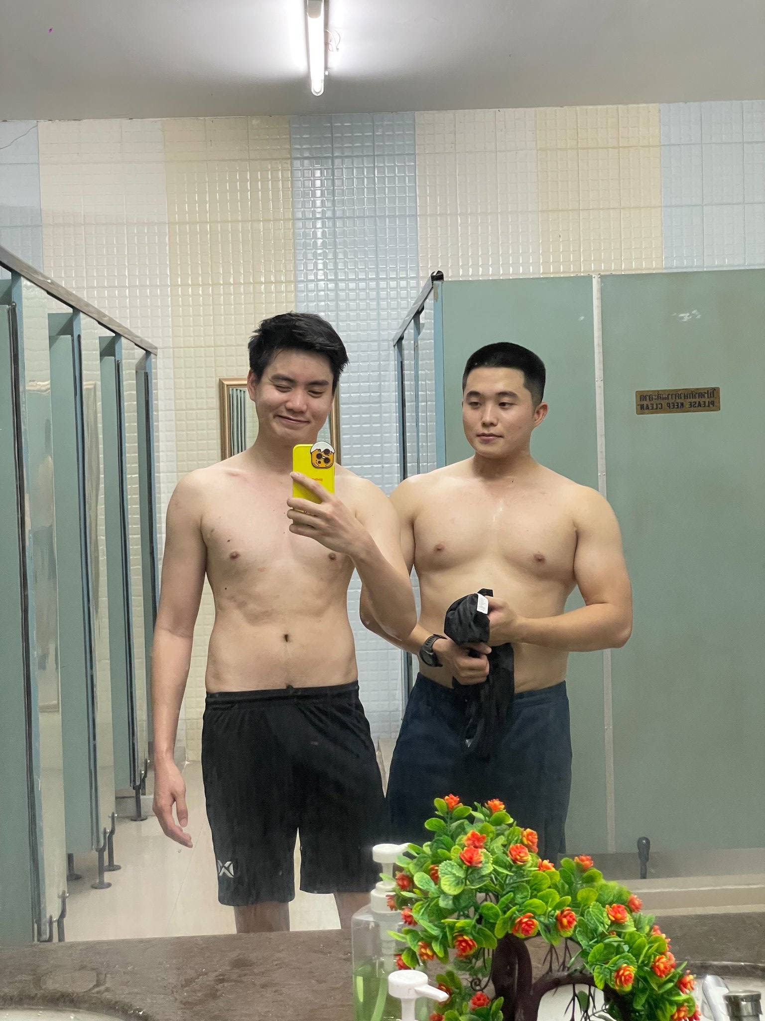 Gtt (@gladys_abbot) / Twitter