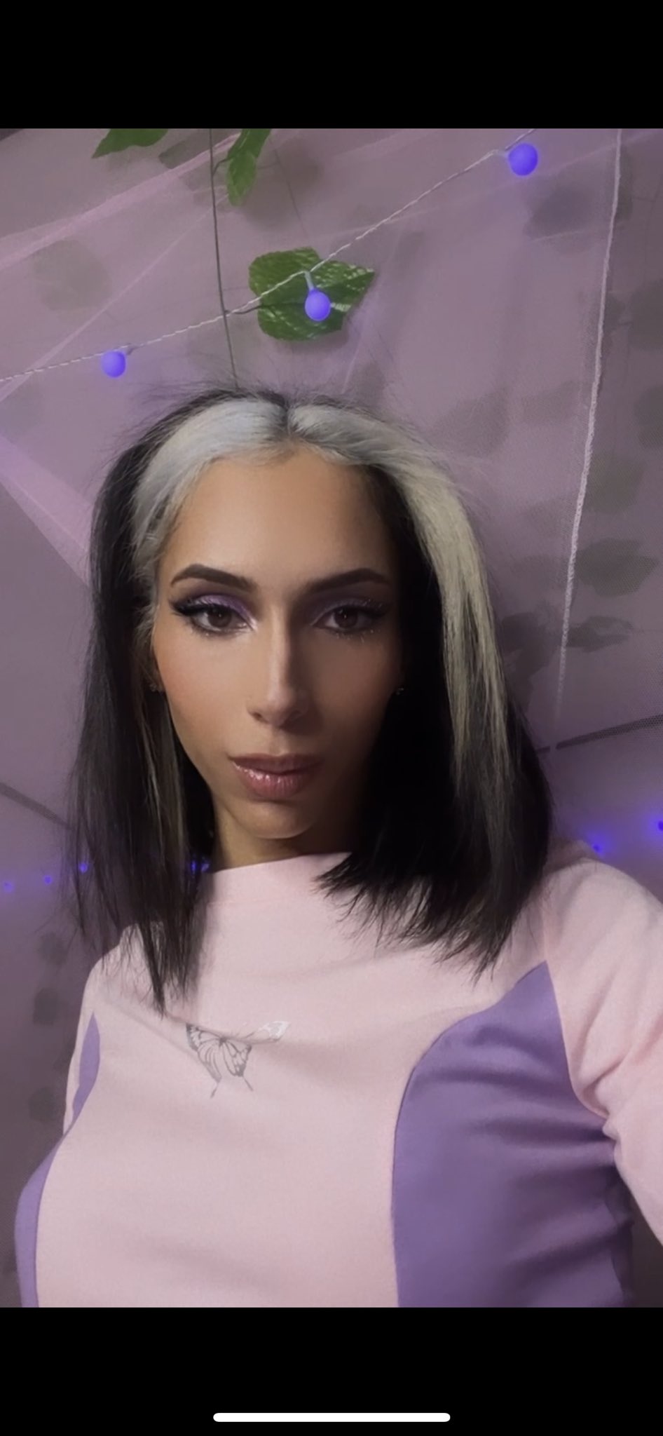 IG: baby.veee on Twitter: "Photobomb since I don’t post -Follow My Insta @ baby.veee https://t ...