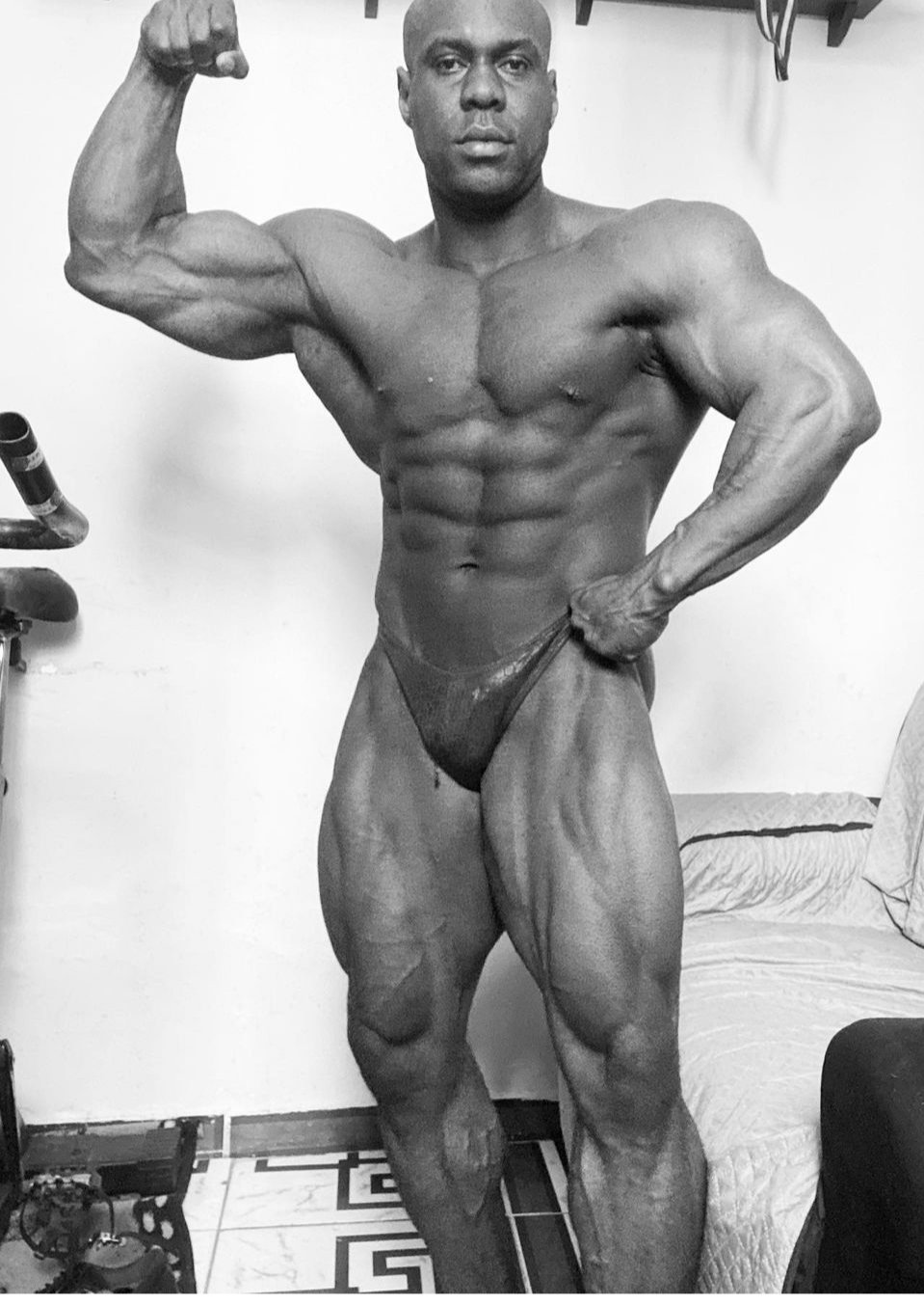 MuscleColtStar (MCS) 41K ️ Thanks on Twitter: "Yummy Vinicius ️ https://t.co/pPV3DL4H03" / Twitter