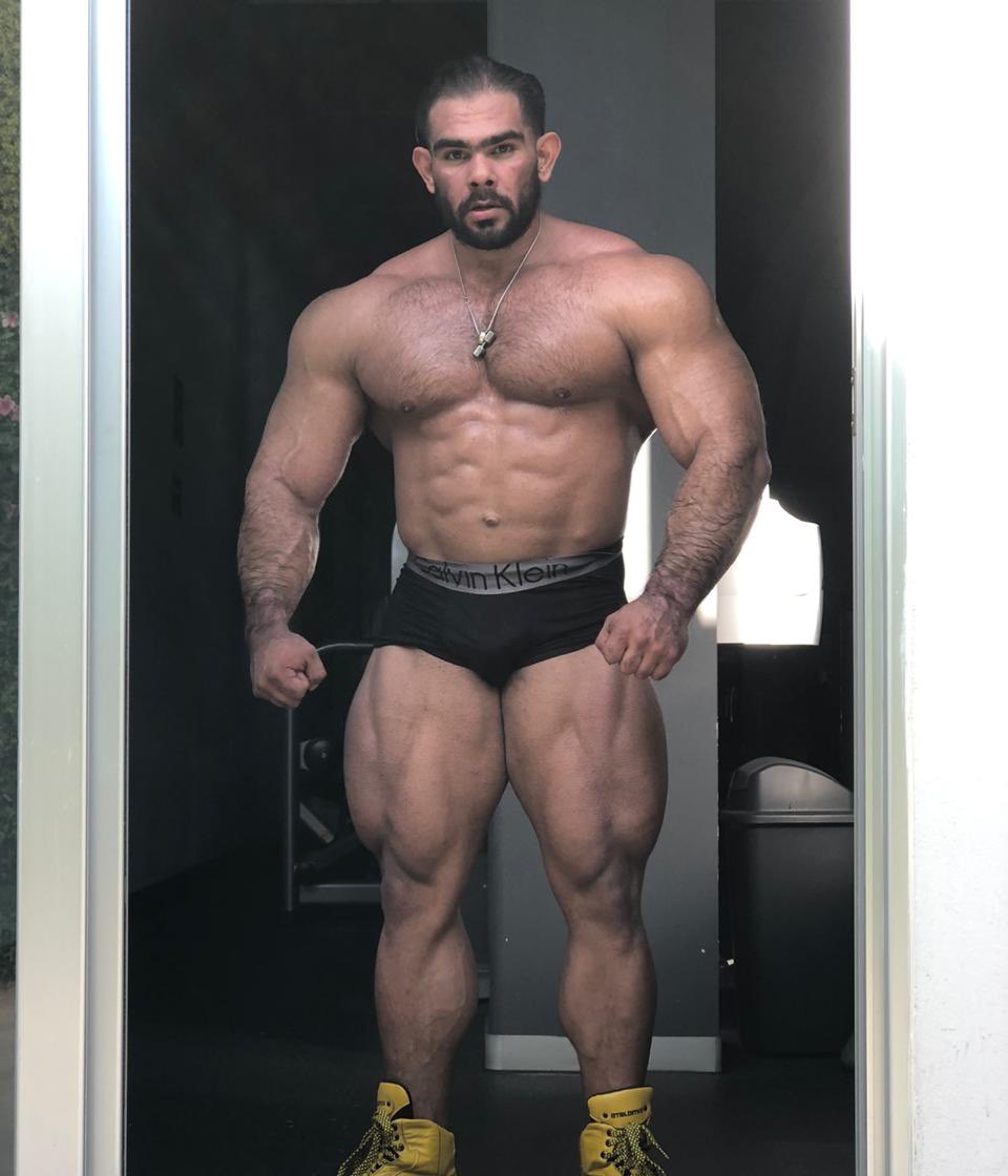 MuscleColtStar (MCS) 41K ️ Thanks on Twitter: "Charly hairy unshaved😍 ️🔥 @CharlyBodybuild https ...