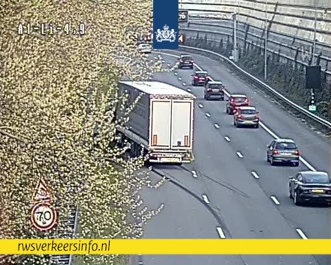 Rijkswaterstaat Verkeersinformatie on Twitter: " | Twee rijstroken afgesloten op de #A1 richting ...
