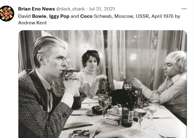 "David Bowie, artists Damien Hirst and Julian Schnabel are photographed ...