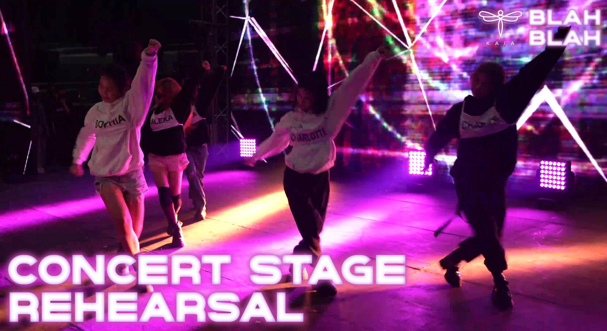 KAIA Official on Twitter: "[PPOP CON 2022] PPOPCONVENTION ‘BLAH BLAH’ CONCERT STAGE REHEARSAL ...