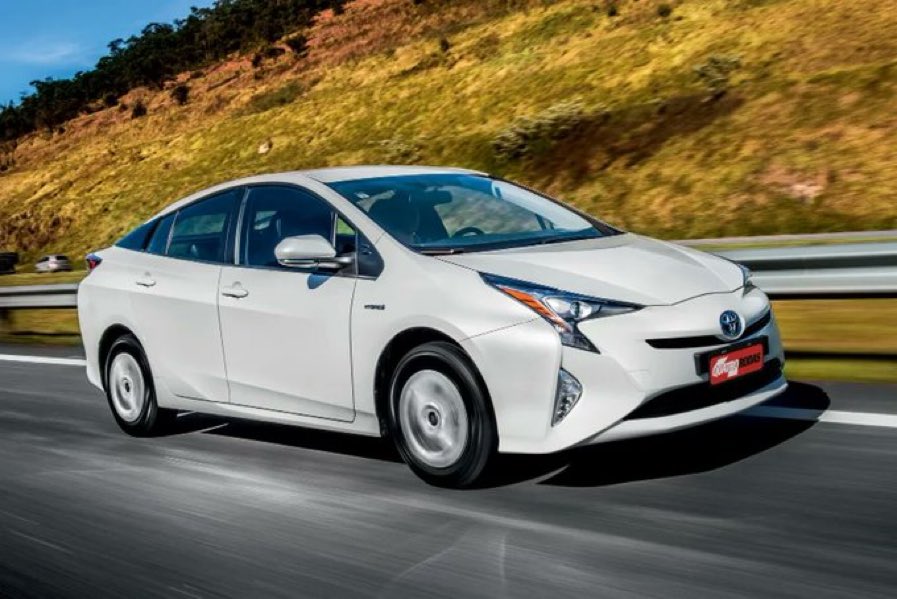 Alicia motivo ama de casa carro hibrido toyota prius neumonía explosión ...