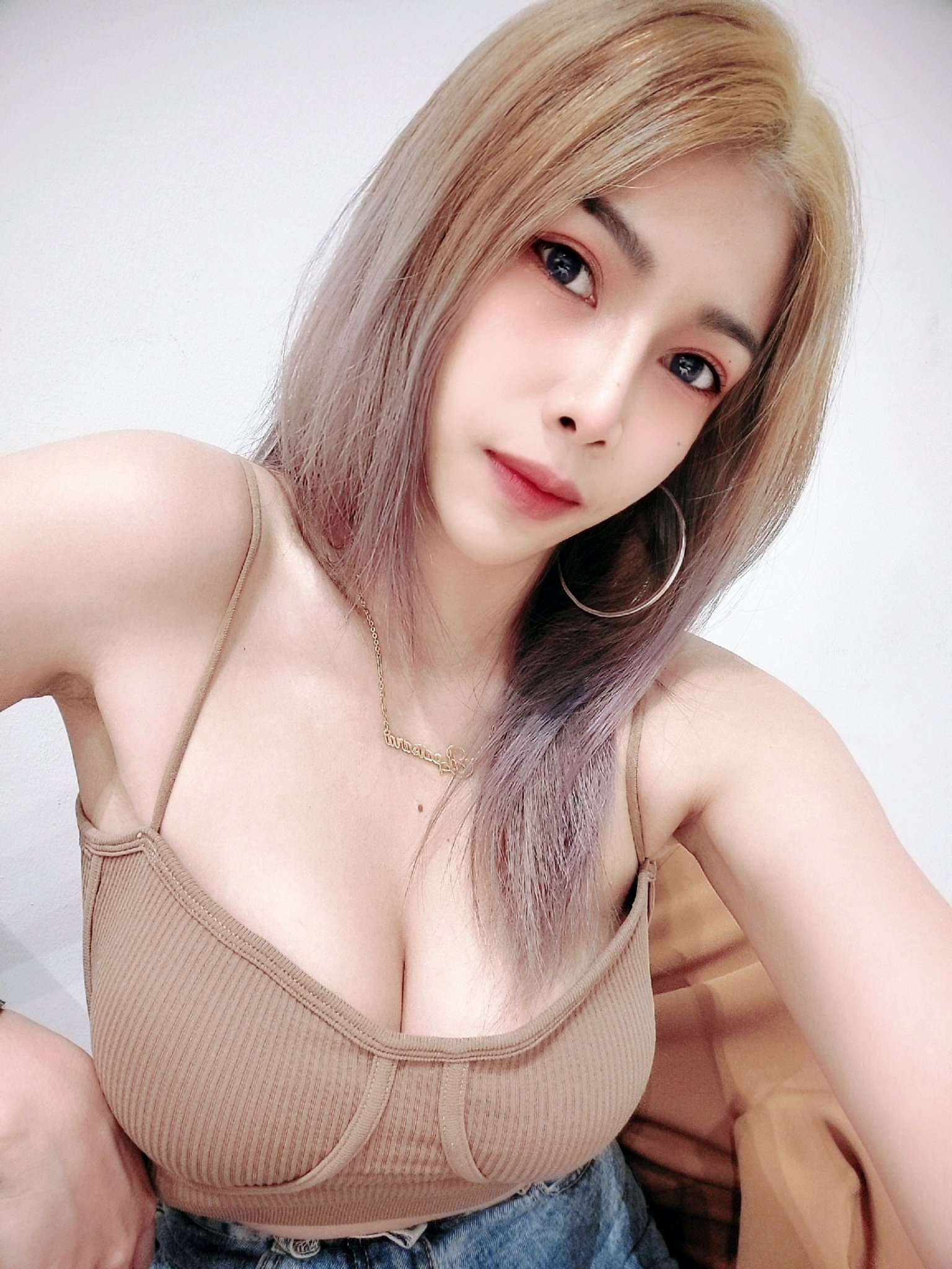 ᶠᵒˡˡᵒʷ ᵐᵉ ☜ on Twitter: "เป็นผู้หญิงที่ซื่อสัตย์ สัตย์เอ้ย!! ผัวไม่มี https://t.co/omitO41BsO ...