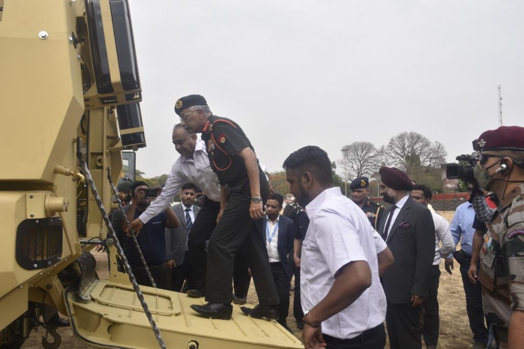 Quick Reaction Fighting Vehicle, Infantry Protected Mobility Vehicle ...