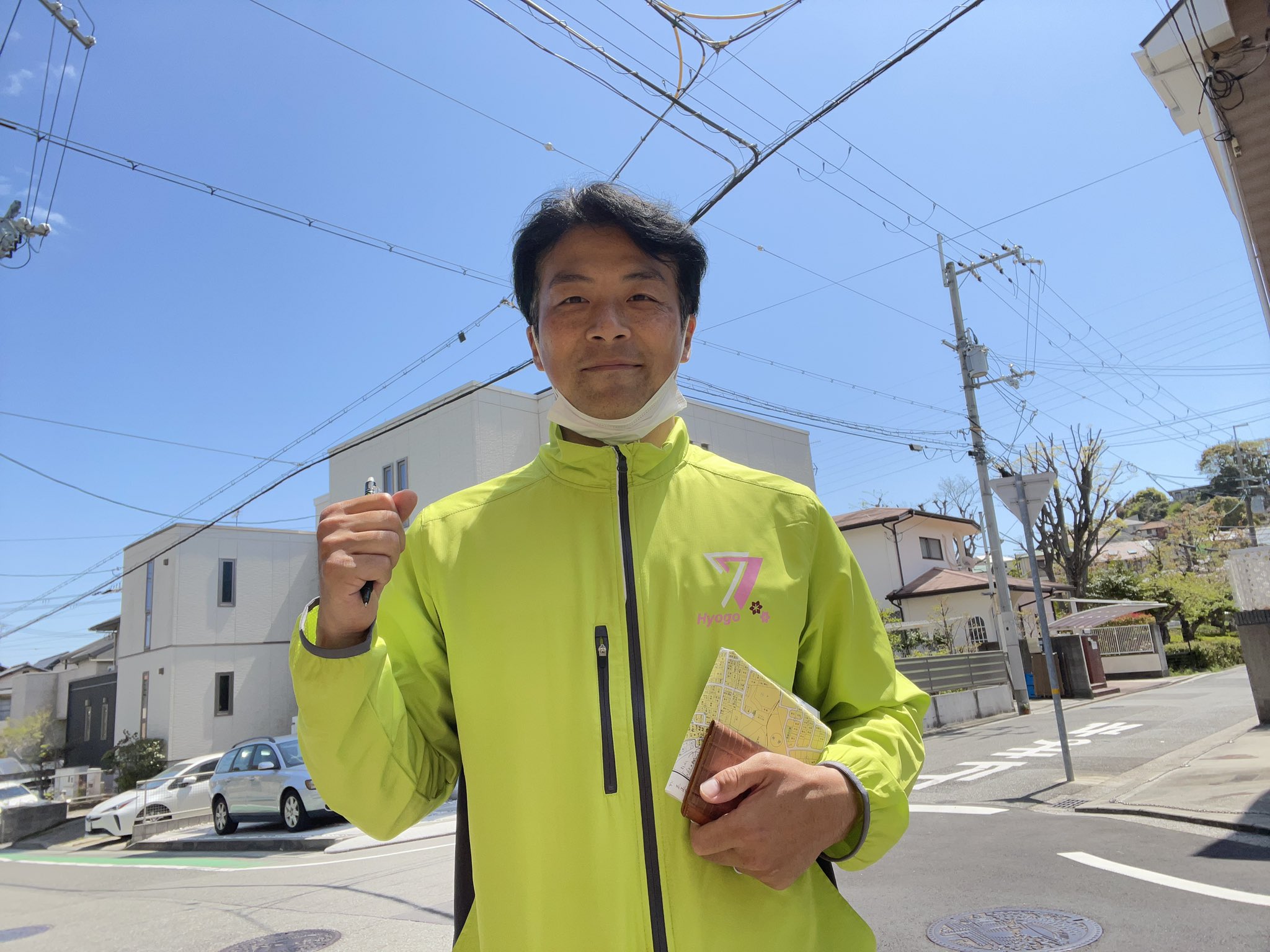 増山誠 日本維新の会 On Twitter 【4月12日も地元まわり】 駅立ちは涼宮ハルヒによく登場する甲陽園駅。地元まわりをしていると近所にあっても知らなかった面白い光景に出会います 