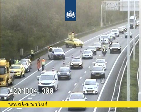 Rijkswaterstaat Verkeersinformatie on Twitter: " | Op de #A20 richting Gouda is door een ongeval ...