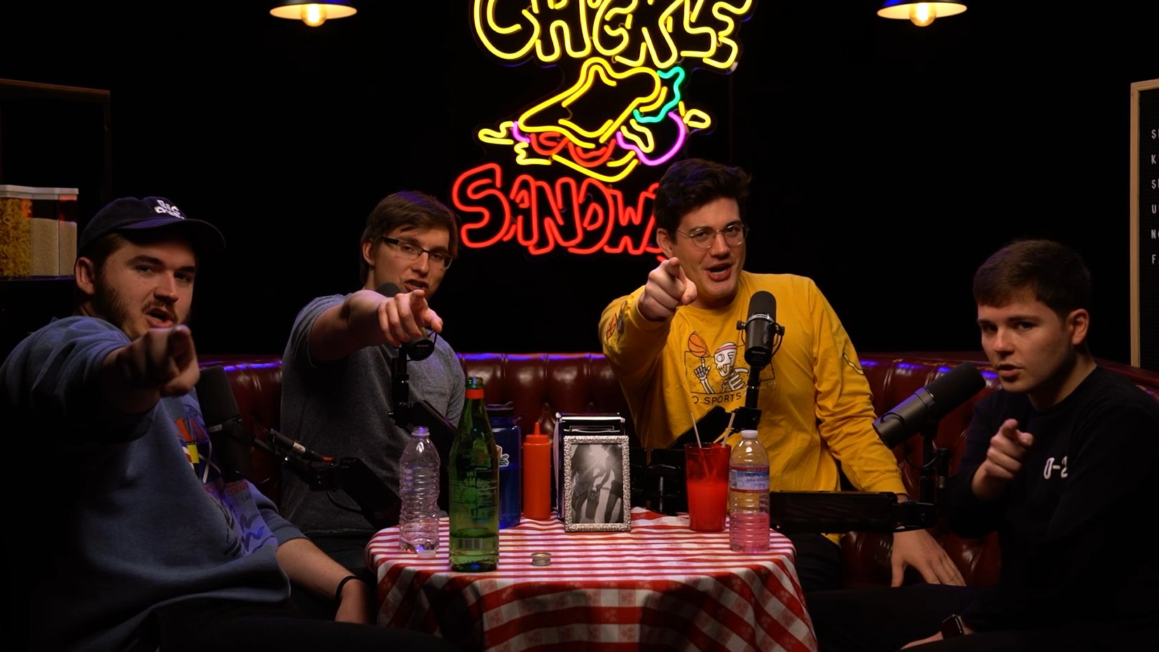 Chuckle Sandwich (@ChuckleSandwich) / Twitter Chuckle Sandwich (@ChuckleSandwich) / Twitter