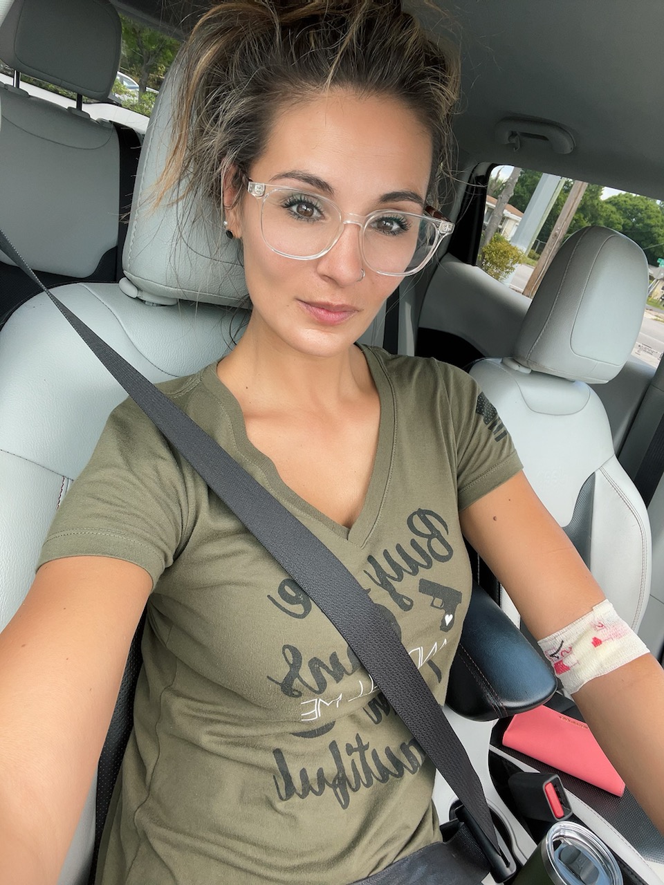 Tw Pornstars Mandy Rhea Jan 4 7 Las Vegas Avn Twitter Rolled Out