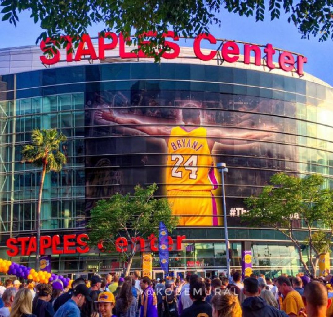 Staples Center Lakers 2022