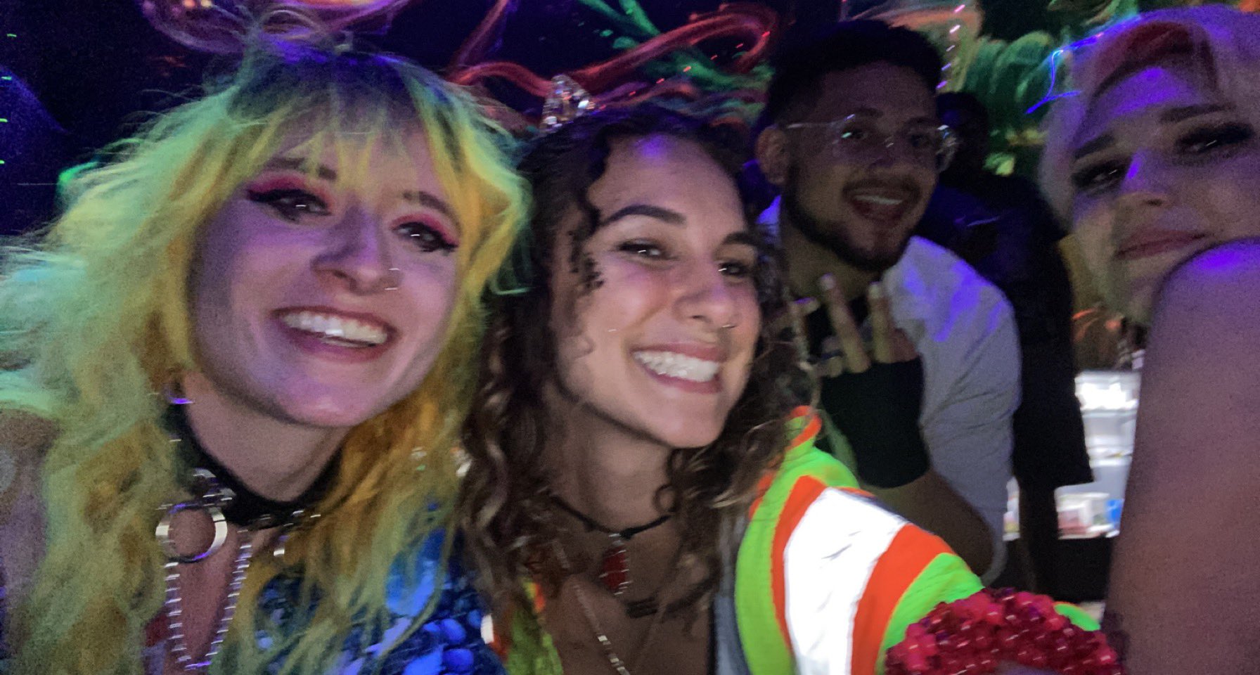 TW Pornstars - 1 pic. Goddess Clover😈. Twitter. 🔥Don’t forget🔥 Got anything planned Easter night ...