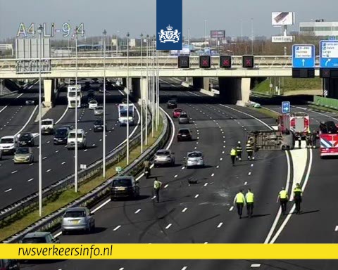 Rijkswaterstaat Verkeersinformatie on Twitter: "Op de #A4 richting Amsterdam is de rijbaan ...