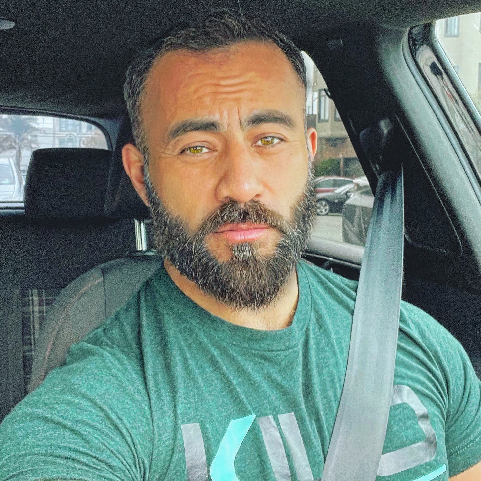 Wülfzo on Twitter: "Rainy day is giving me the blues and the greens! https://t.co/WA63a3qsFl ...