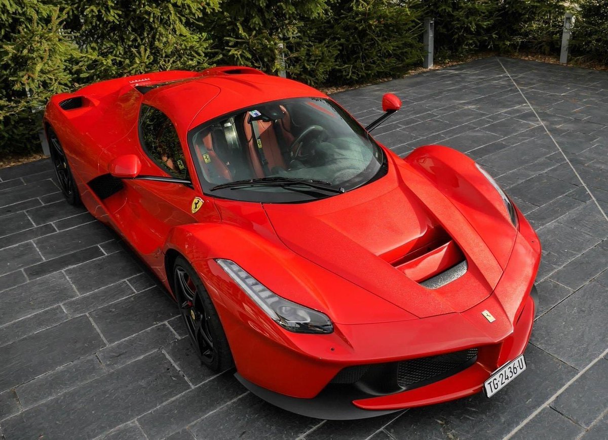 Laferrari Red Roof
