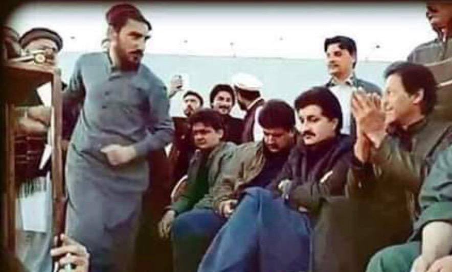 Murtaza Ali Shah on Twitter: "Imran Khan clapping for PTM leader @ManzoorPashteen - all are ...