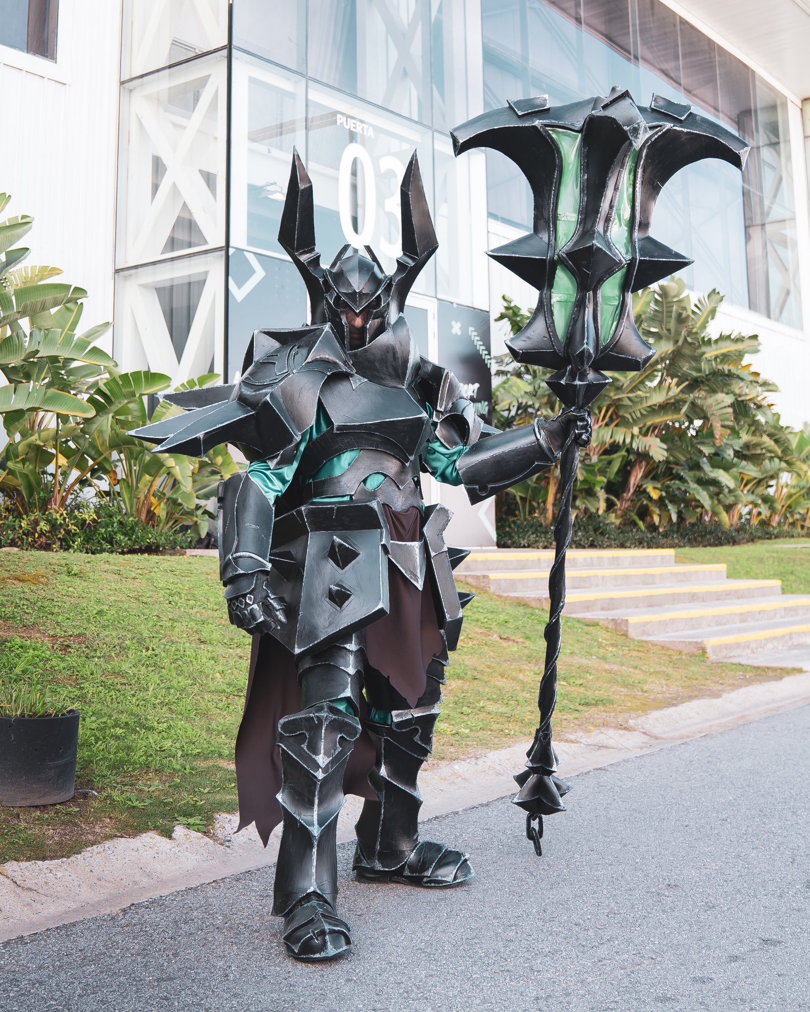 Mordekaiser Cosplay