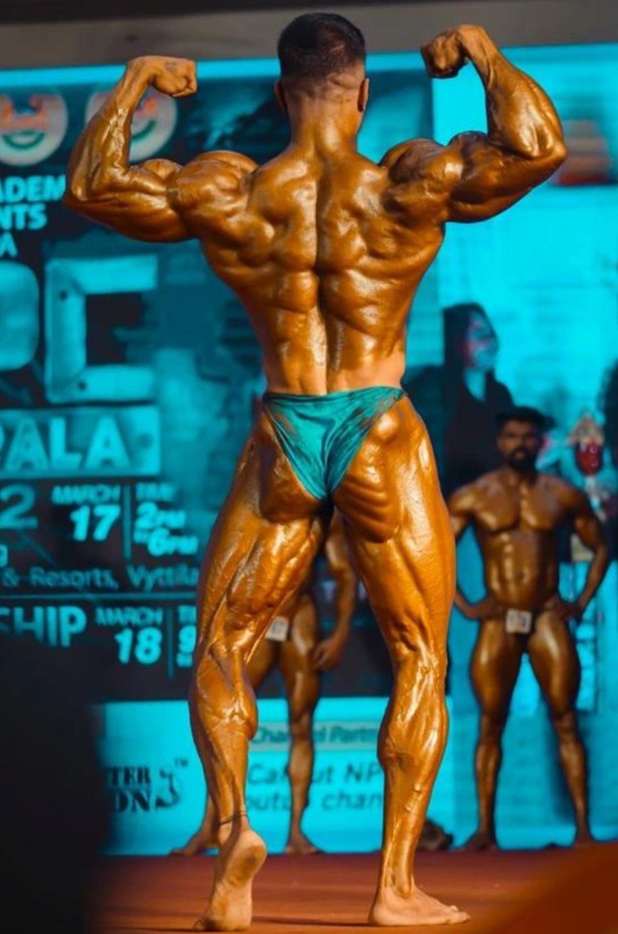 MuscleColtStar (MCS) 42K ️ Thanks on Twitter: "Gorgeous smile from Sumesh ️😍 https://t.co ...